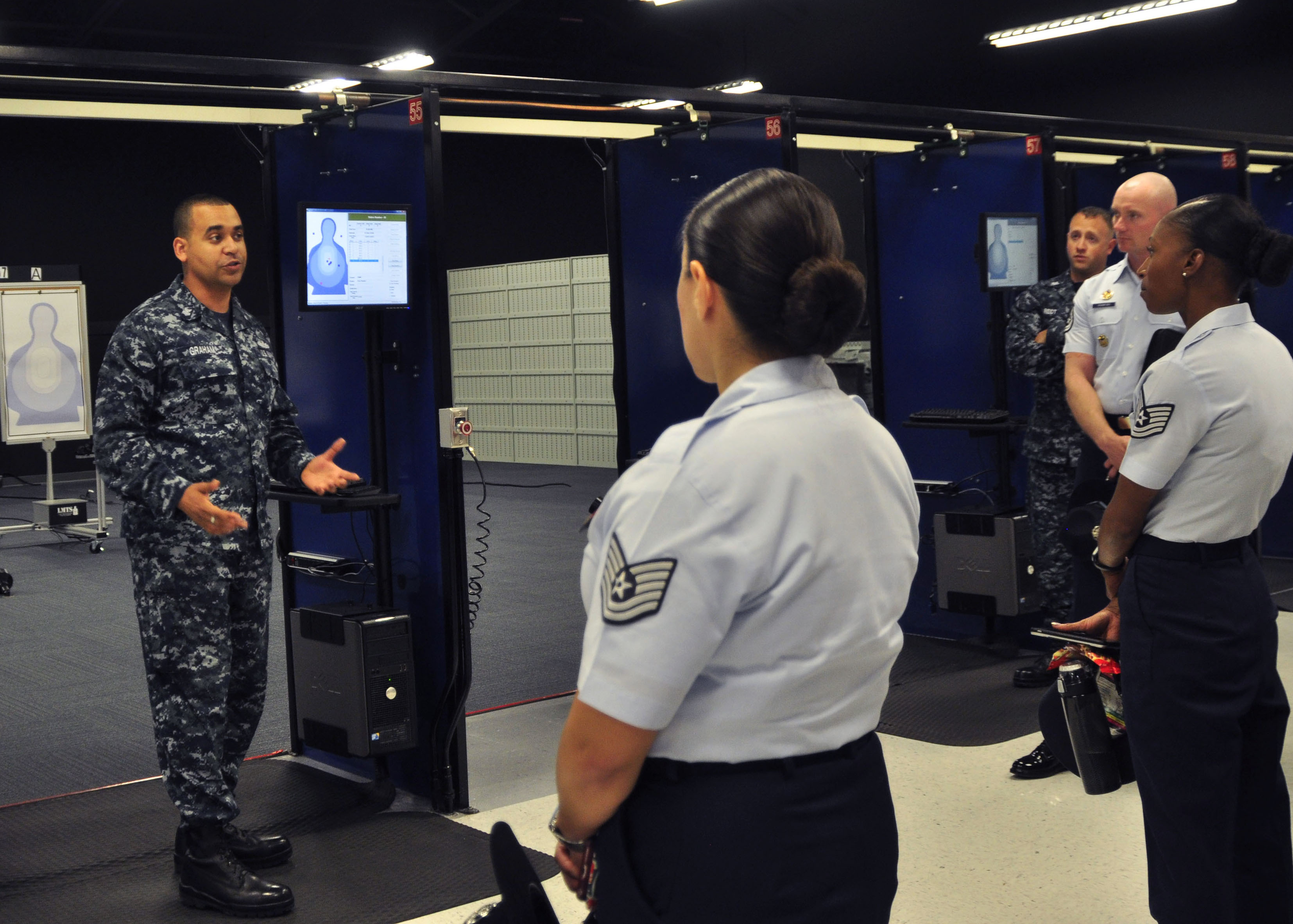 Recruit Training Command Hosts 2017 Drill Instructor Summit > United ...
