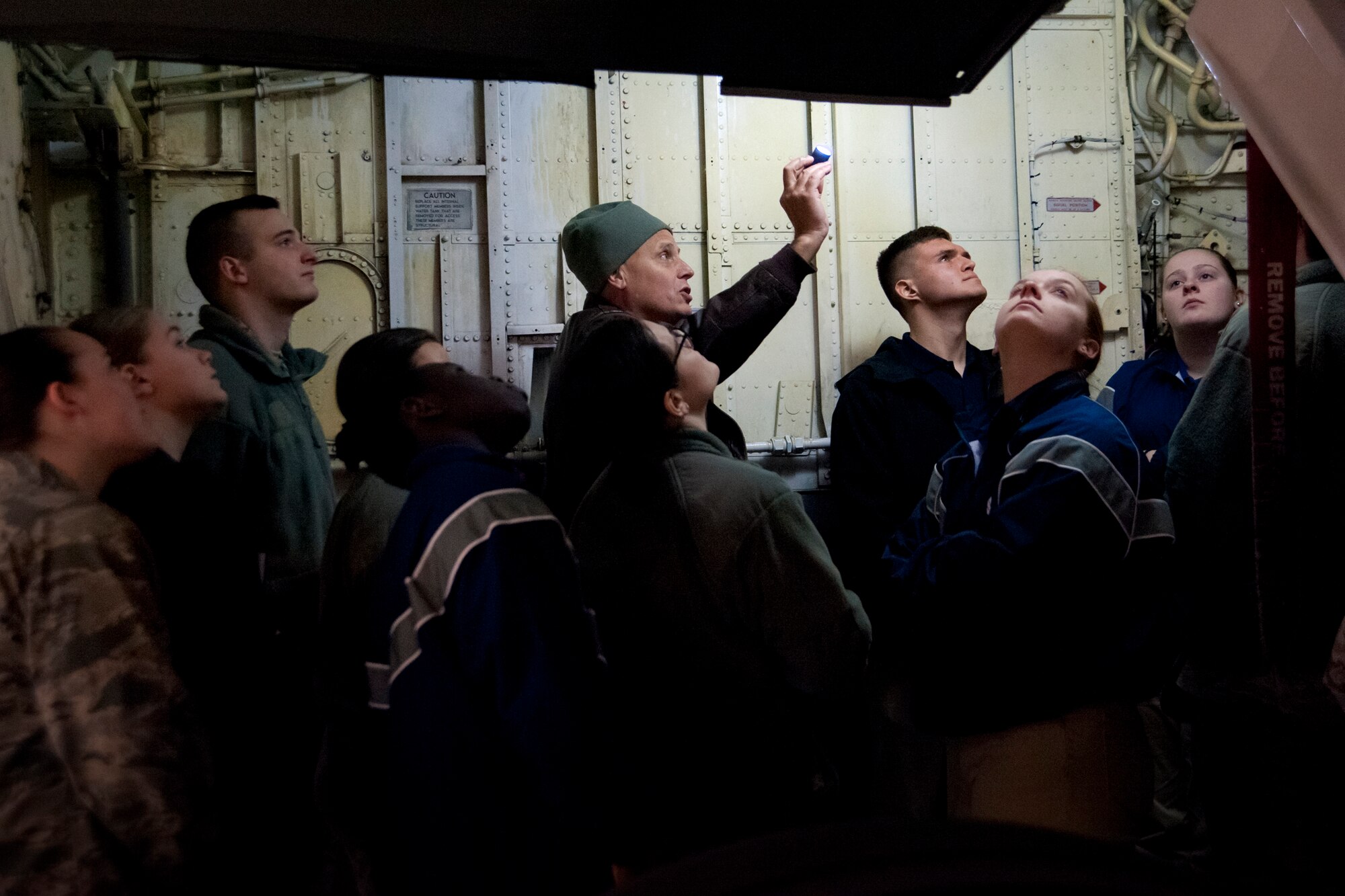 Pilots provide tour to future leaders > 459th Air Refueling Wing ...