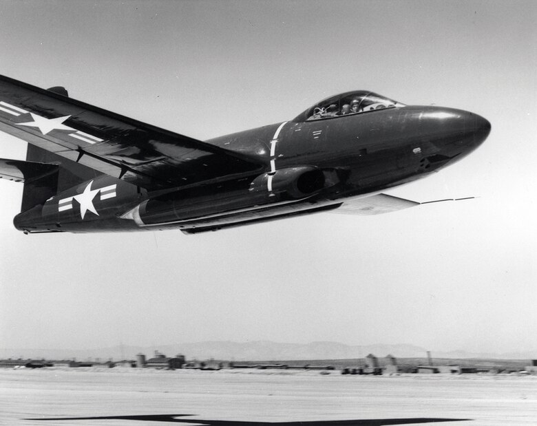 This week in Edwards flight test history > Edwards Air Force Base > News