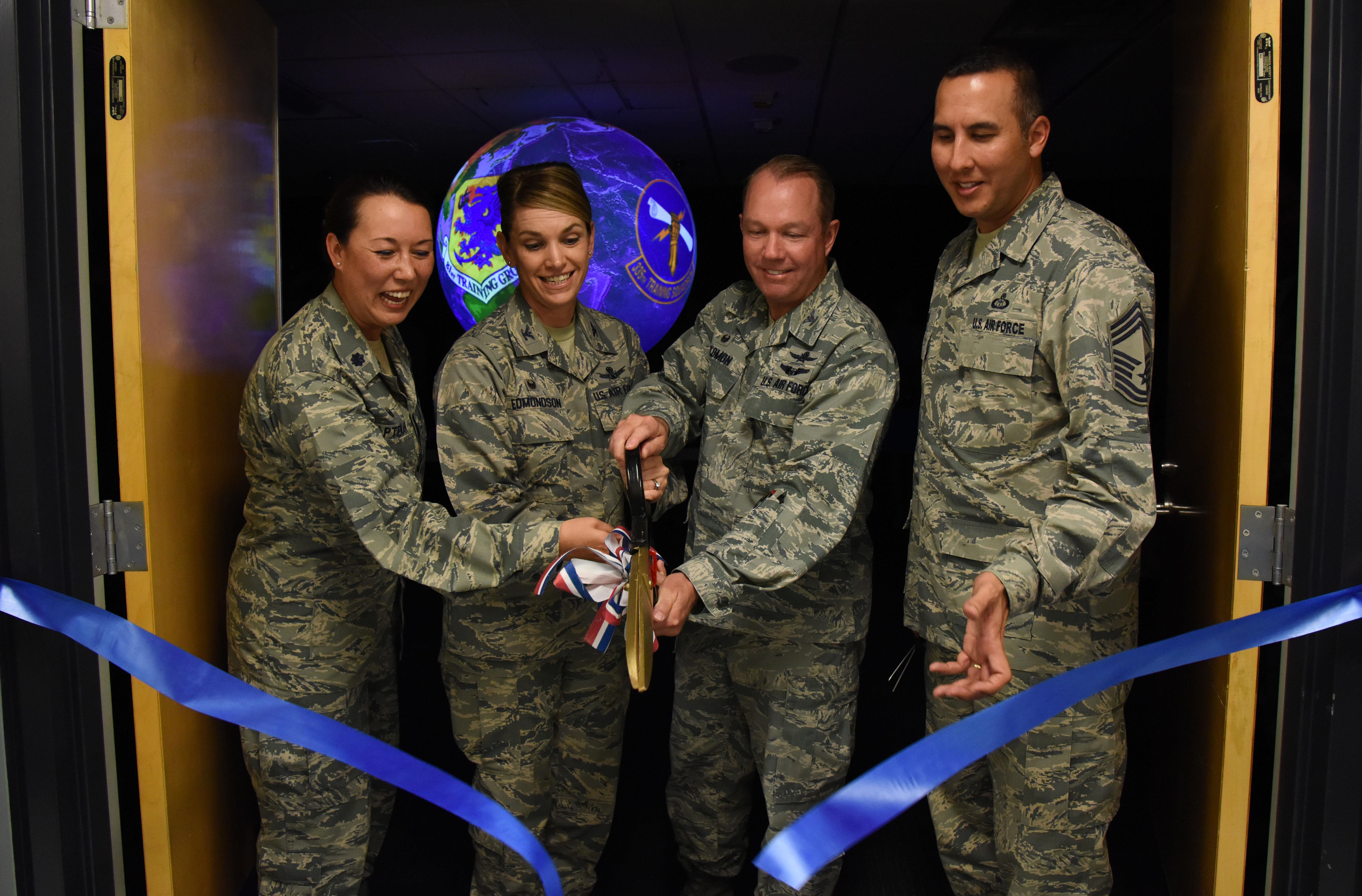 Science on a Sphere arrives at KAFB, first in DOD > Air University (AU ...