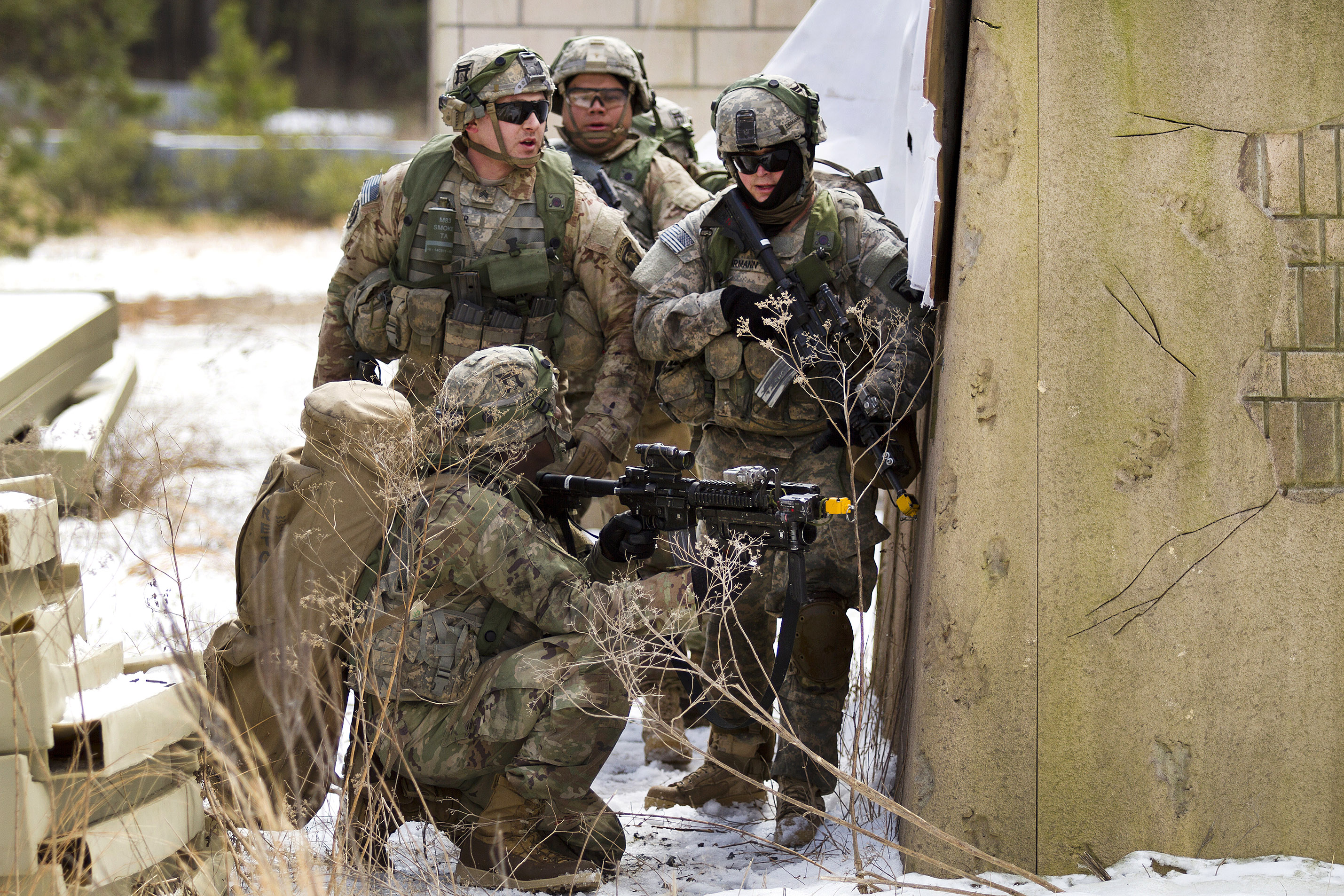 U.S. DEPARTMENT OF DEFENSE > Photos > Photo Gallery