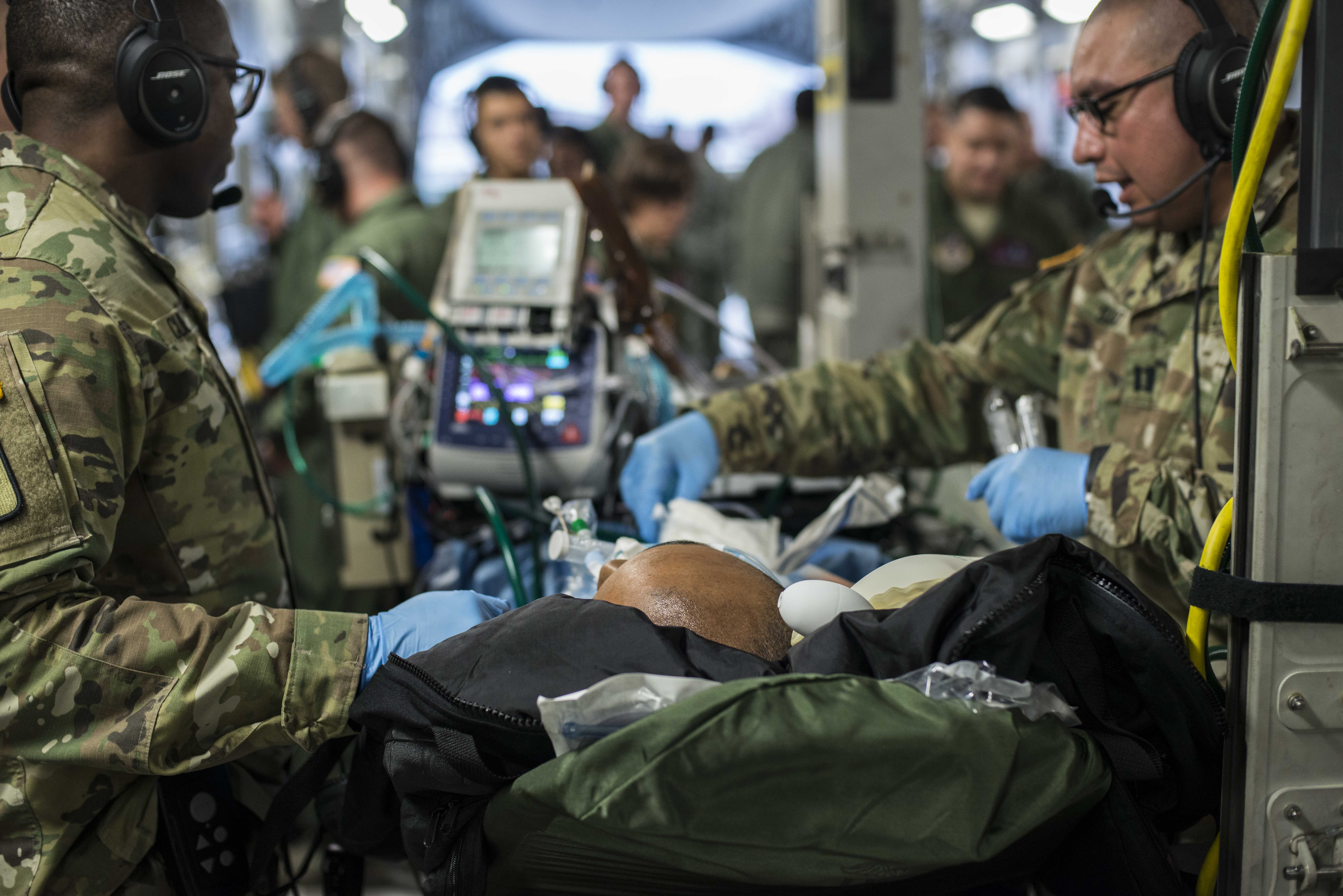 Joint AE mission enables patients to receive critical care > Air ...
