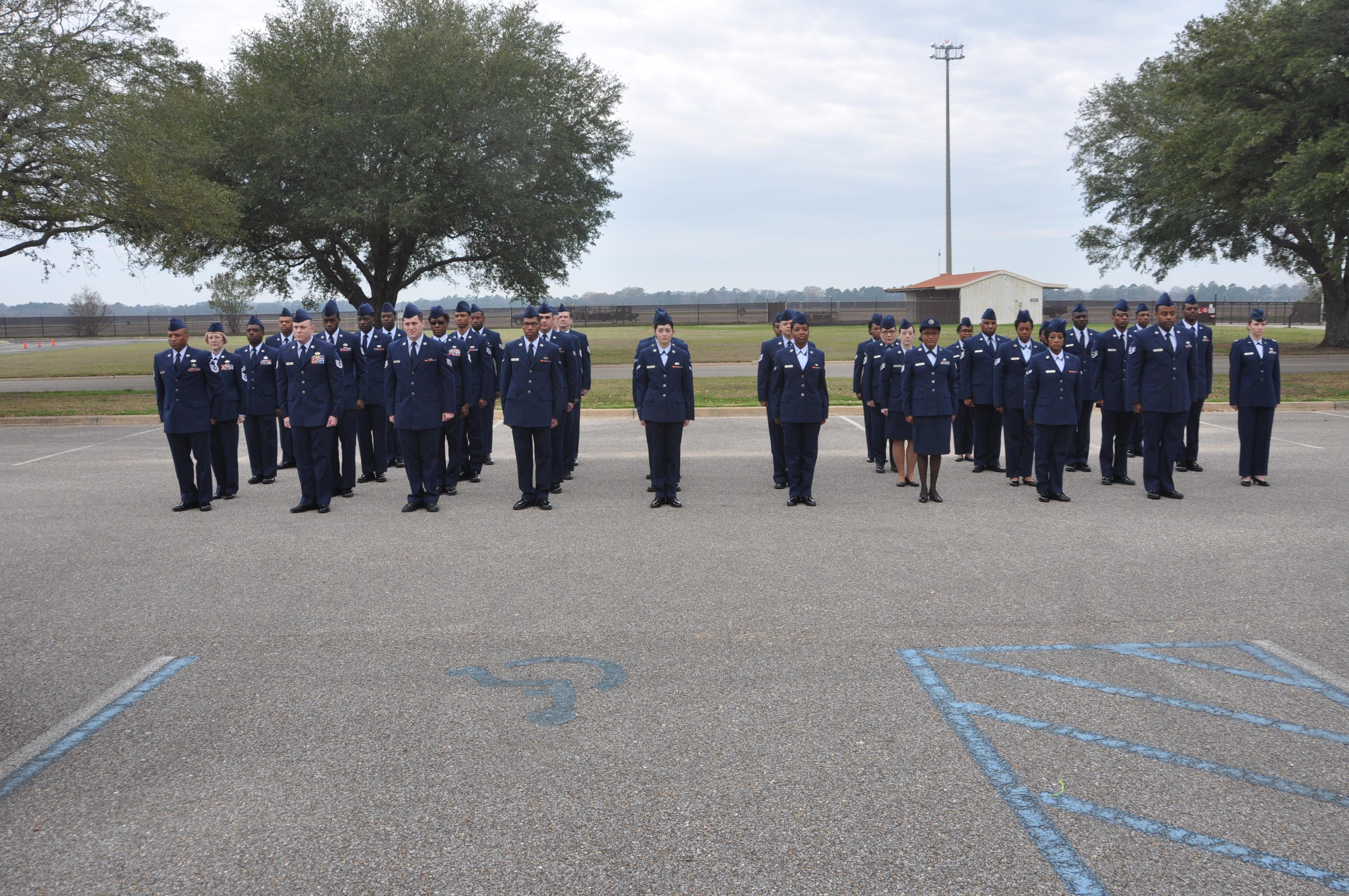 908th FSS Inspects Standards > 908th Flying Training Wing > Article Display