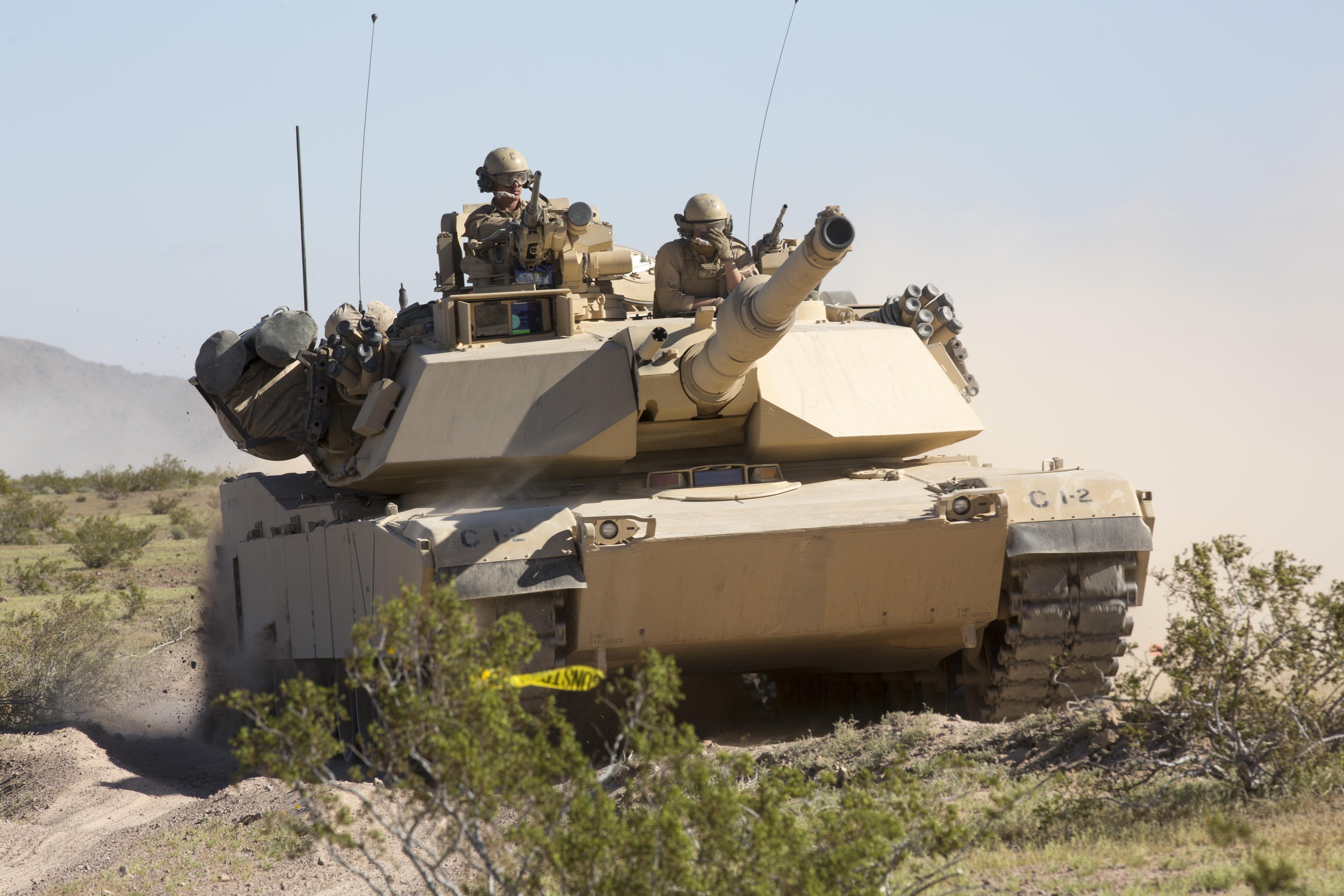 Exercise Desert March tests 1st Tanks > Marine Corps Air Ground Combat ...