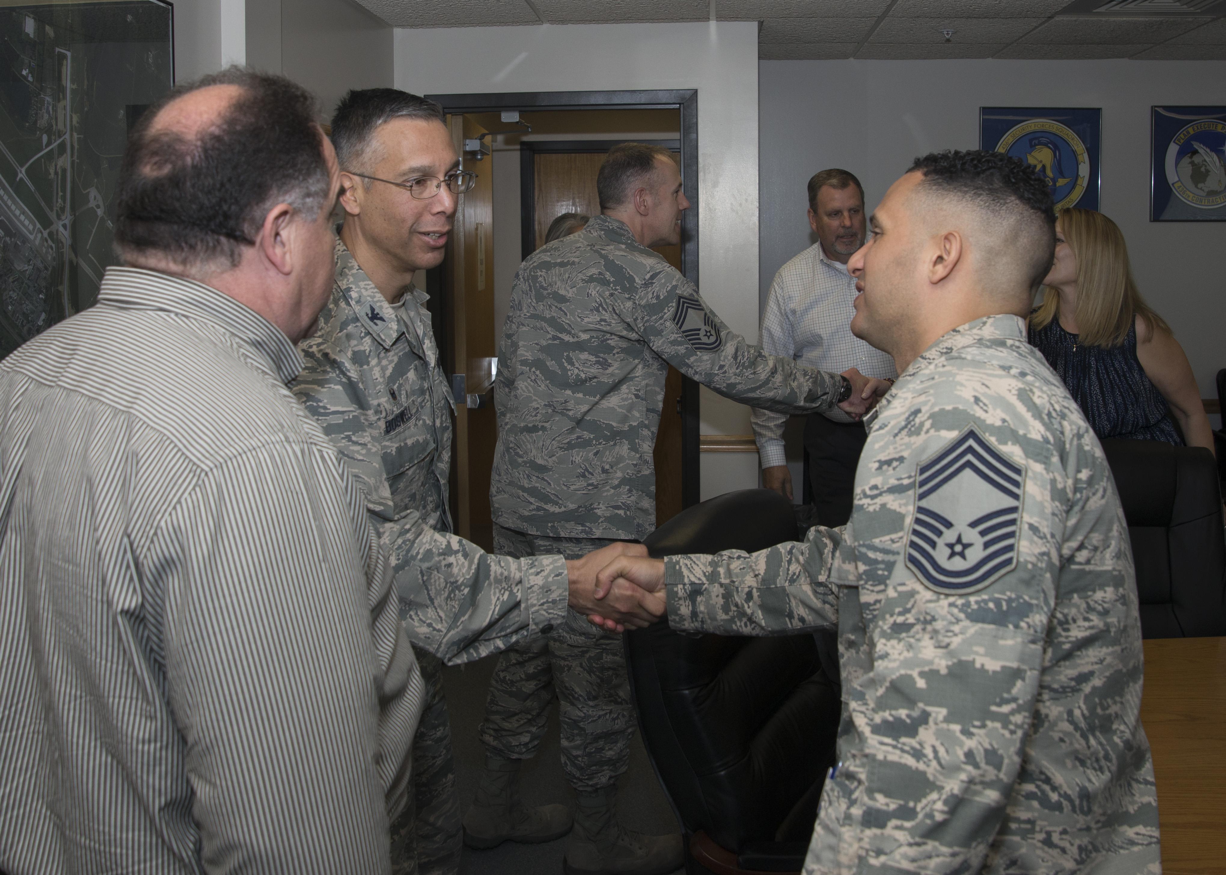 Exchange Senior Enlisted Advisor Focuses on Serving Airmen at Dover AFB ...