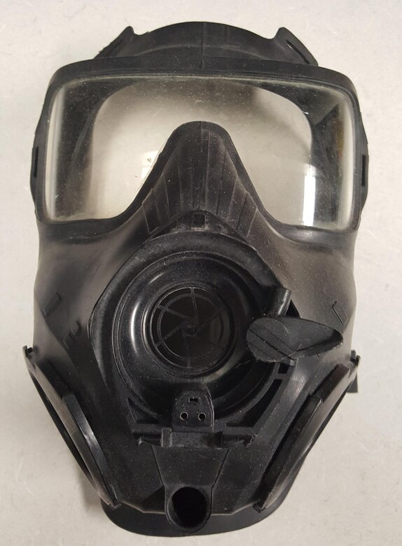 New program delivers emergency-ready masks to Airmen > Air Force Civil ...