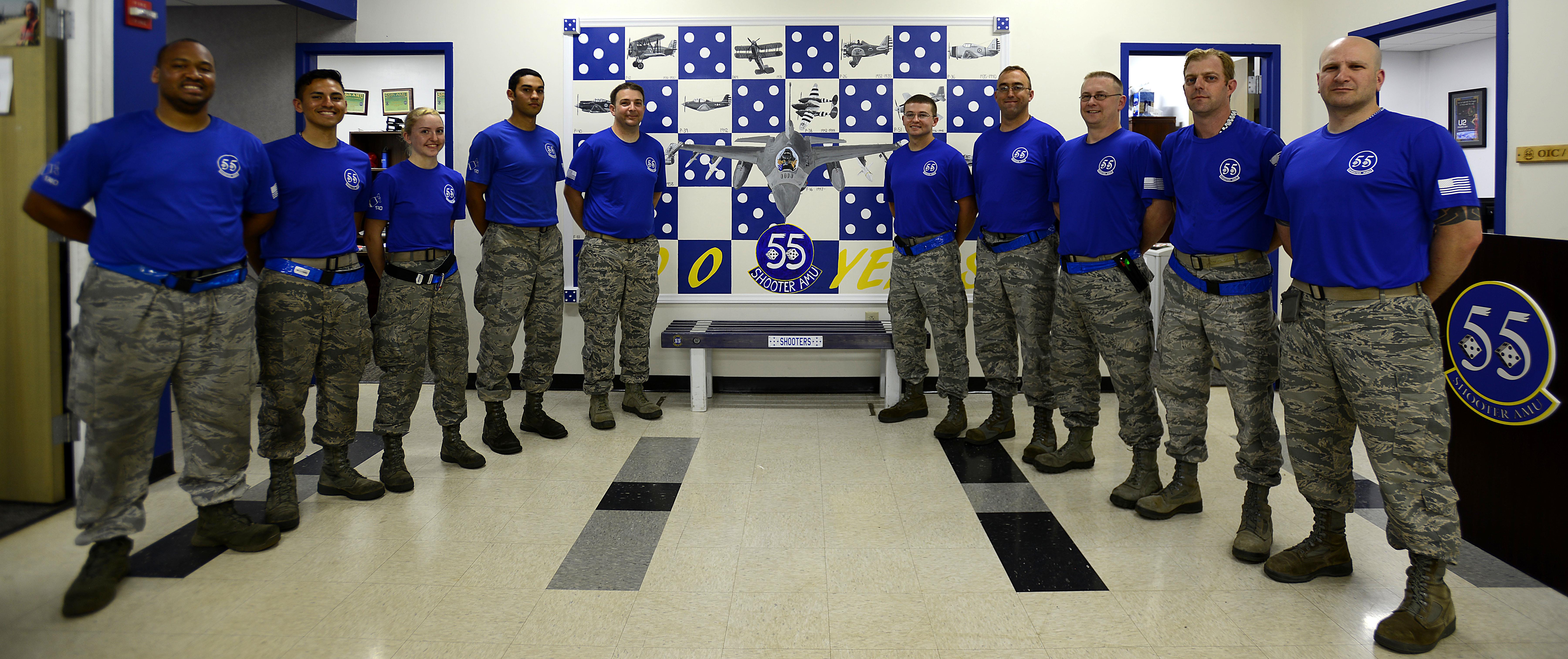 Making of a mural: 55th FS, AMU commemorate 100 years > Shaw Air Force ...
