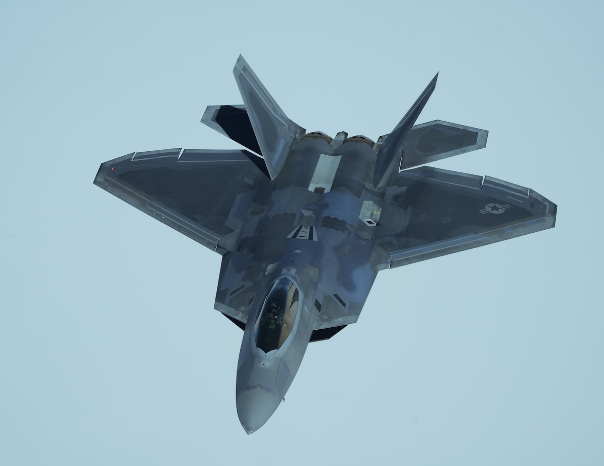 f22 vertical takeoff