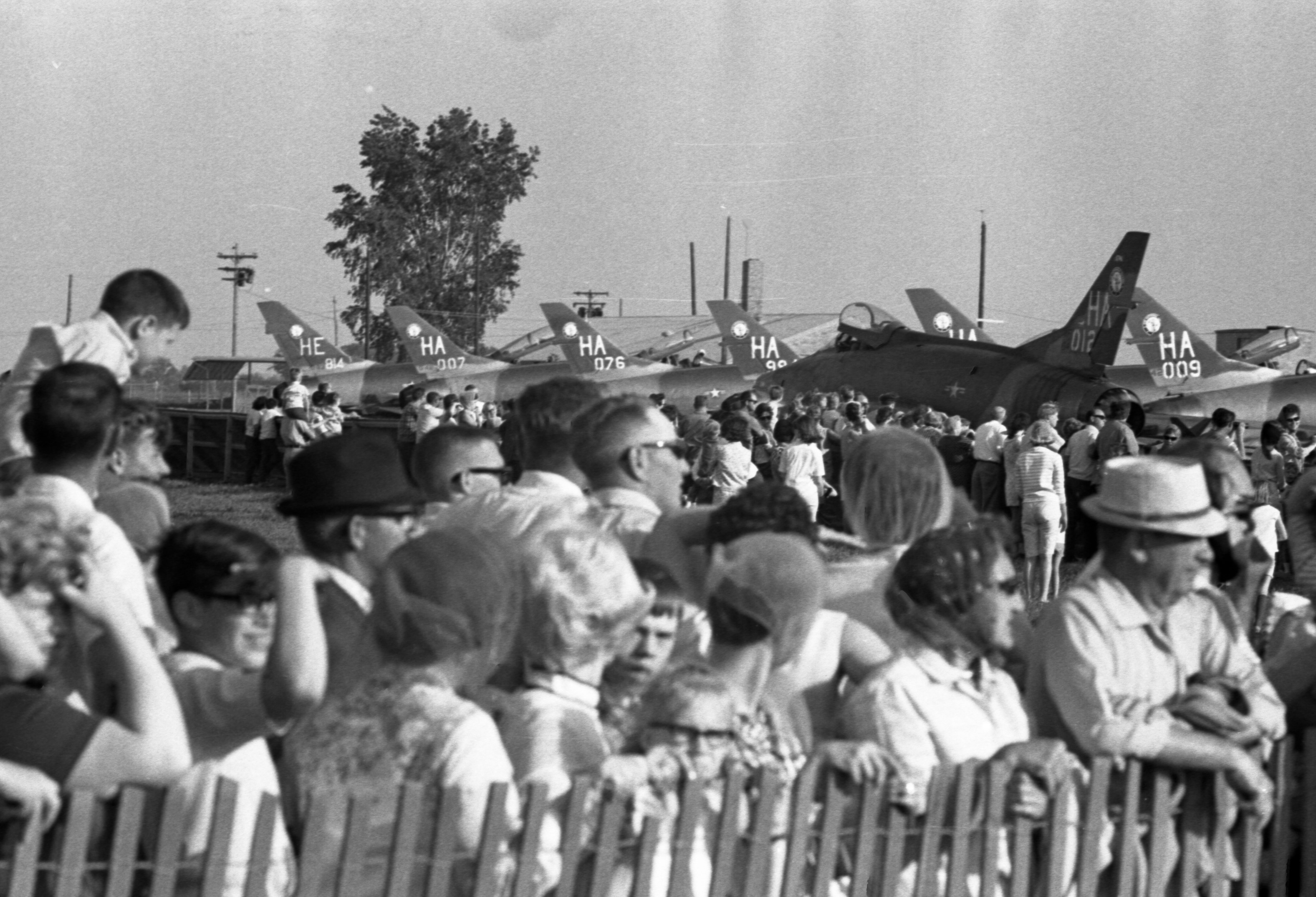Welcome Home 185th !! (May 1969) > 185th Air Refueling Wing > Article ...