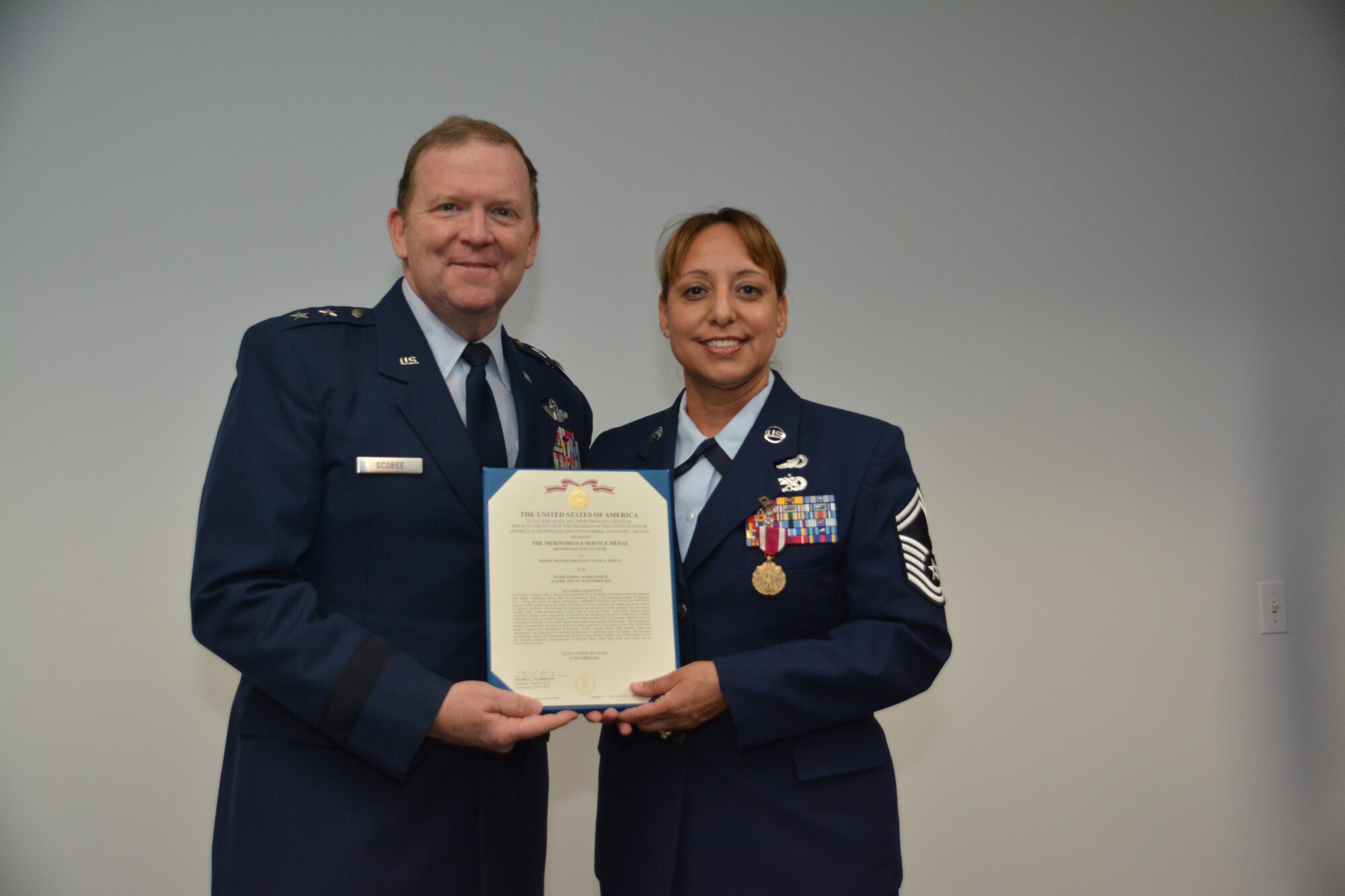 General Scobee Holds Final Commander's Call > 10th Air Force > Article ...
