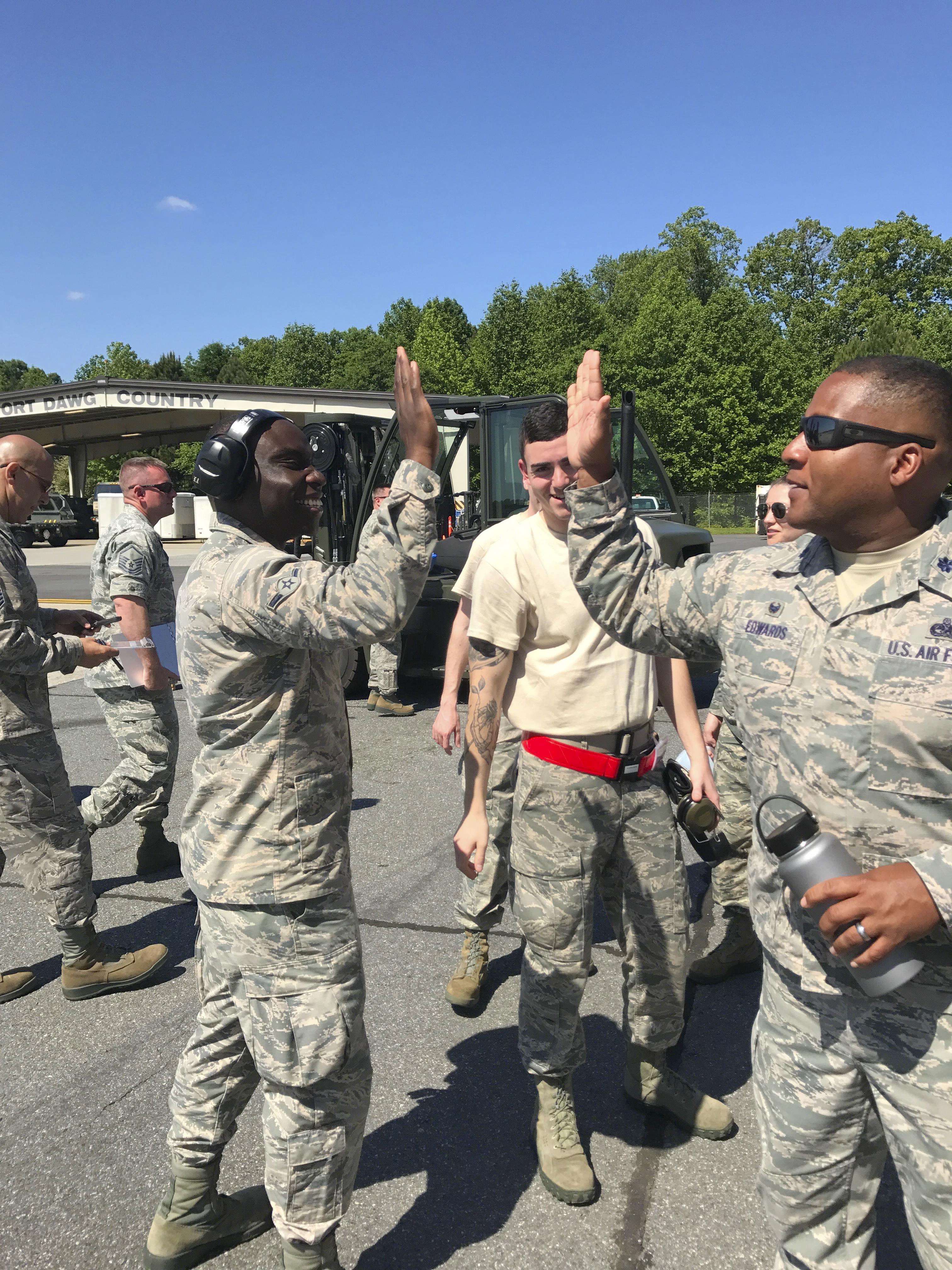 86th APS compete in 2017 Port Dawg Challenge > 446th Airlift Wing > News