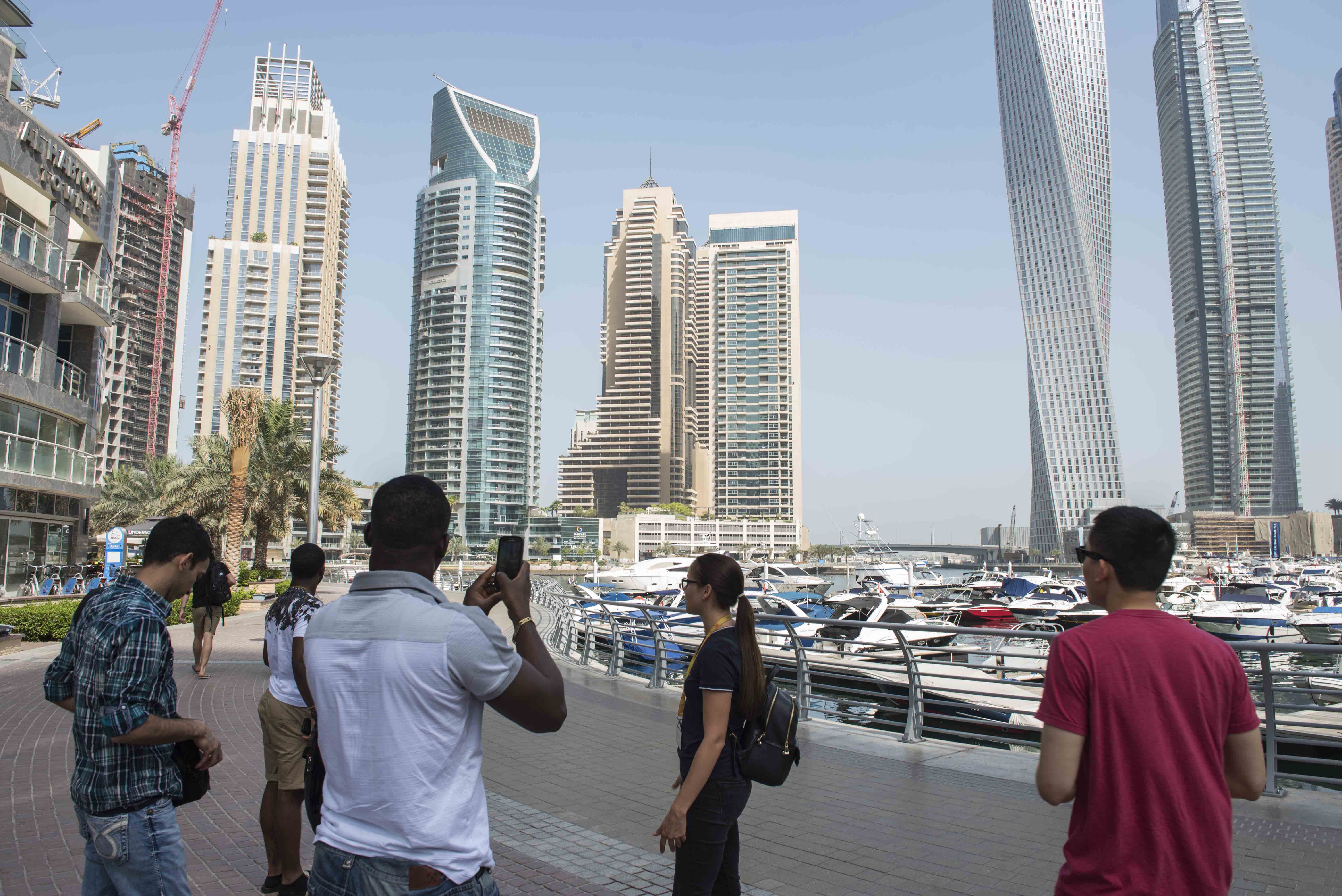 GHWB Sailors Tour Modern Dubai > United States Navy > News Display