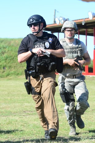 Basic SWAT course unites defenders, local law enforcement