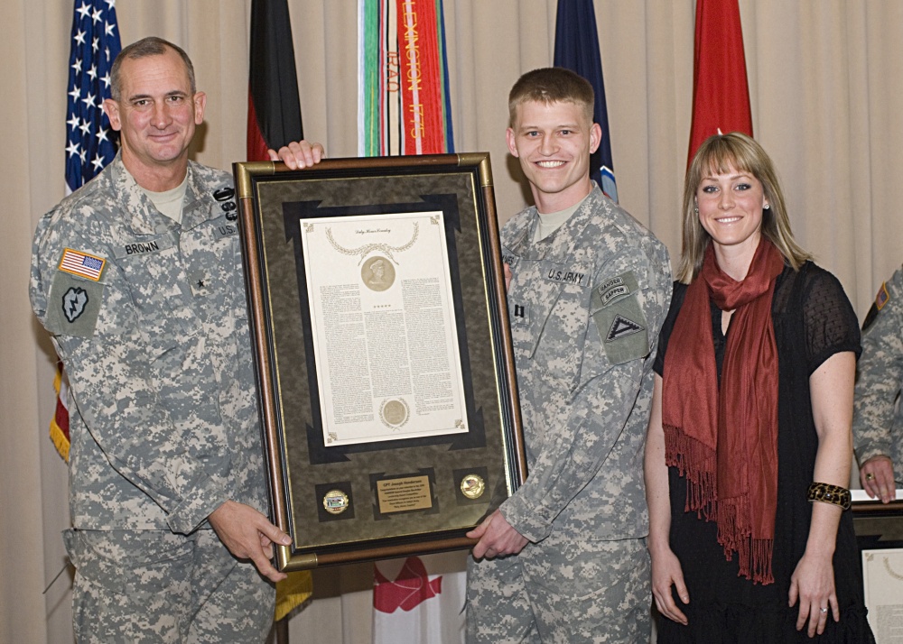 Face of Defense: Army Officer Earns Federal Engineering Award > Air ...