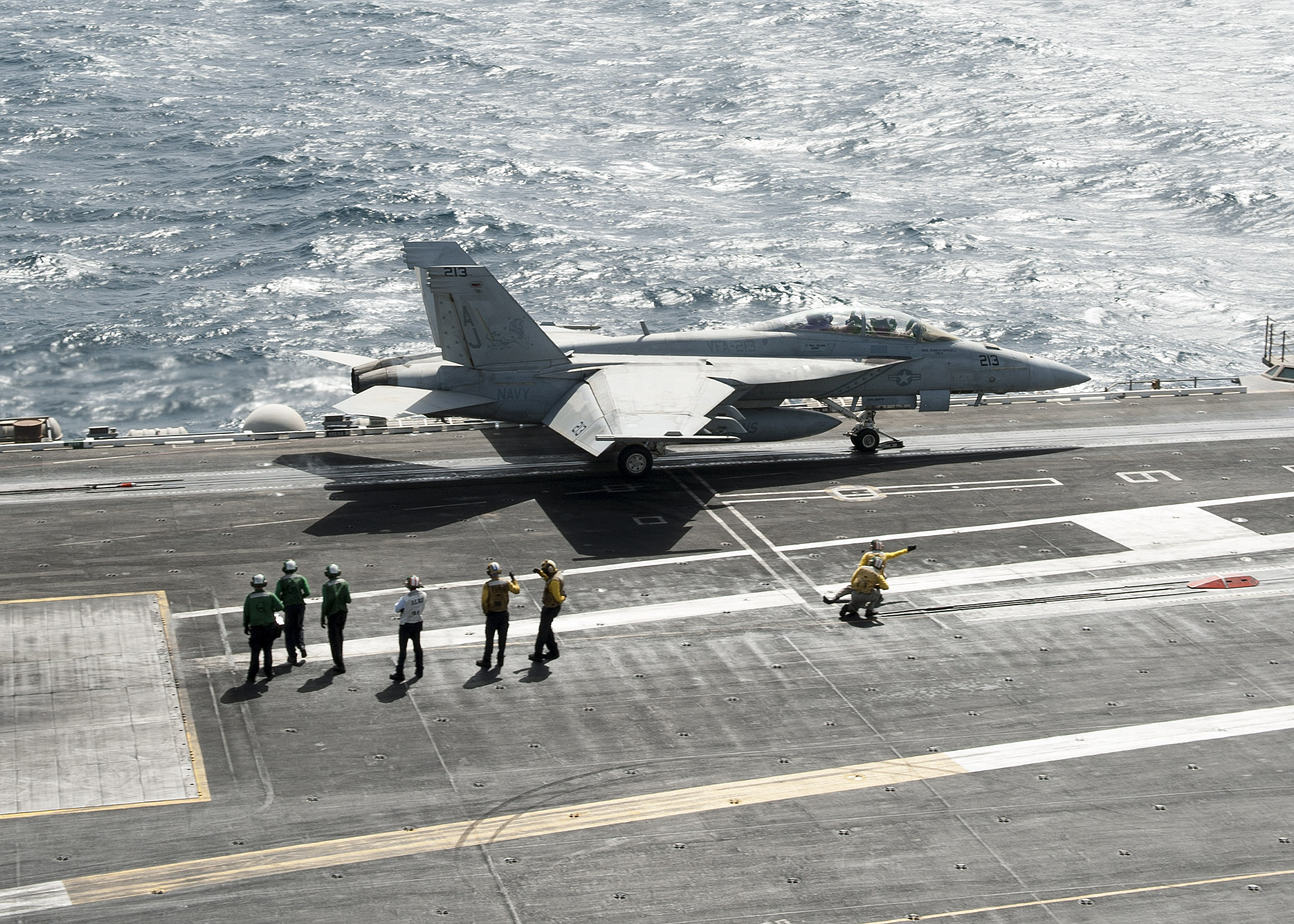 Bush Supports OIR Efforts in US 5th Fleet > United States Navy ...