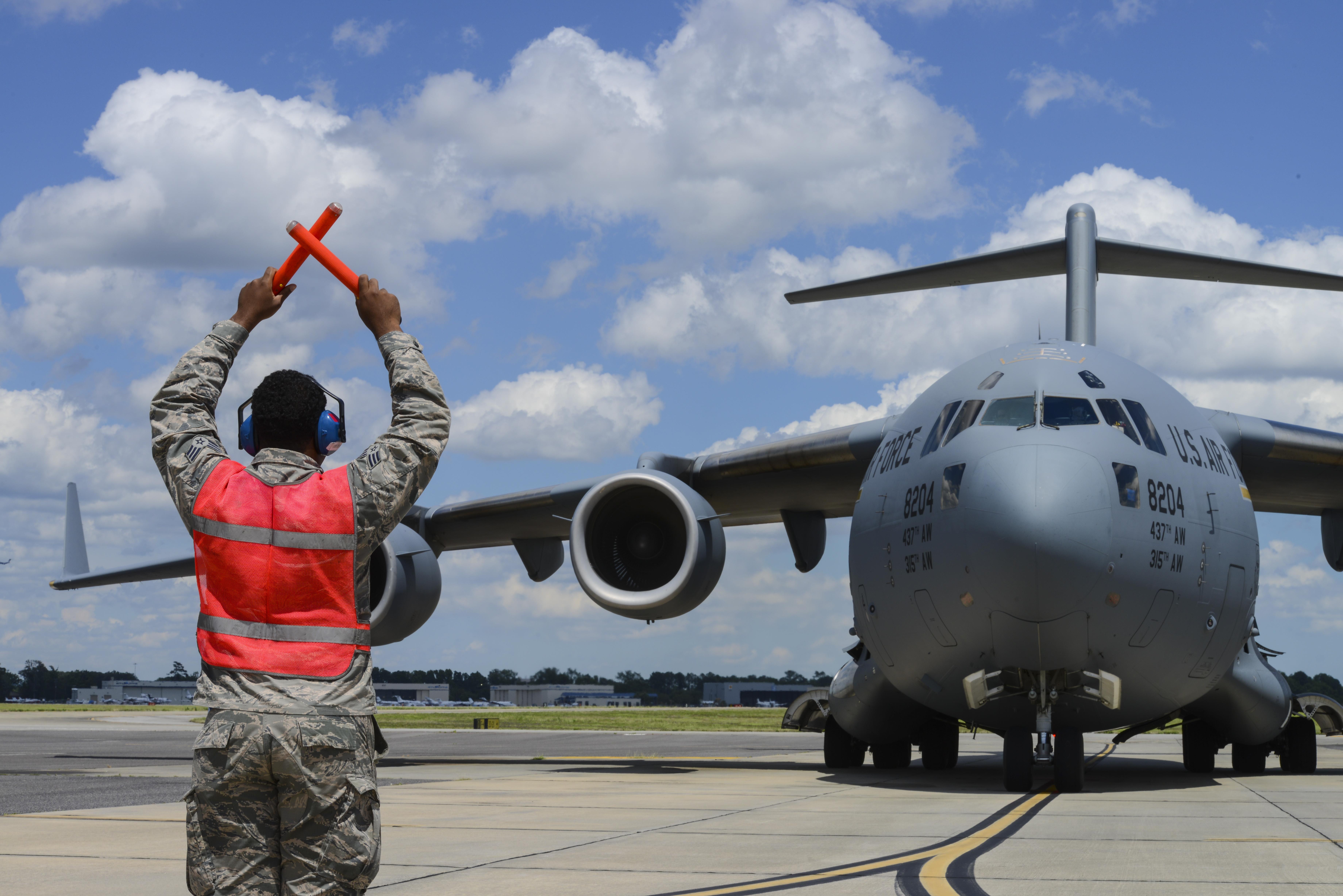 Joint Base Charleston executes large formation exercise > Air Mobility ...
