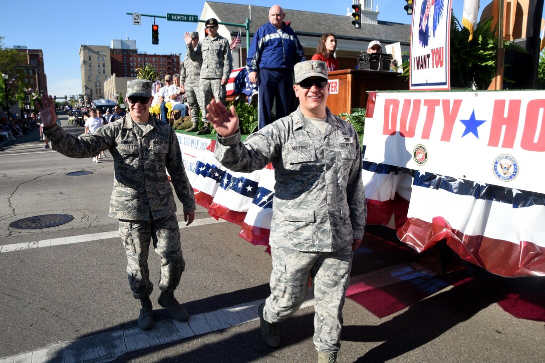 178th Wing members particiapte in the Springfeild Ohiio Memorial Day parade