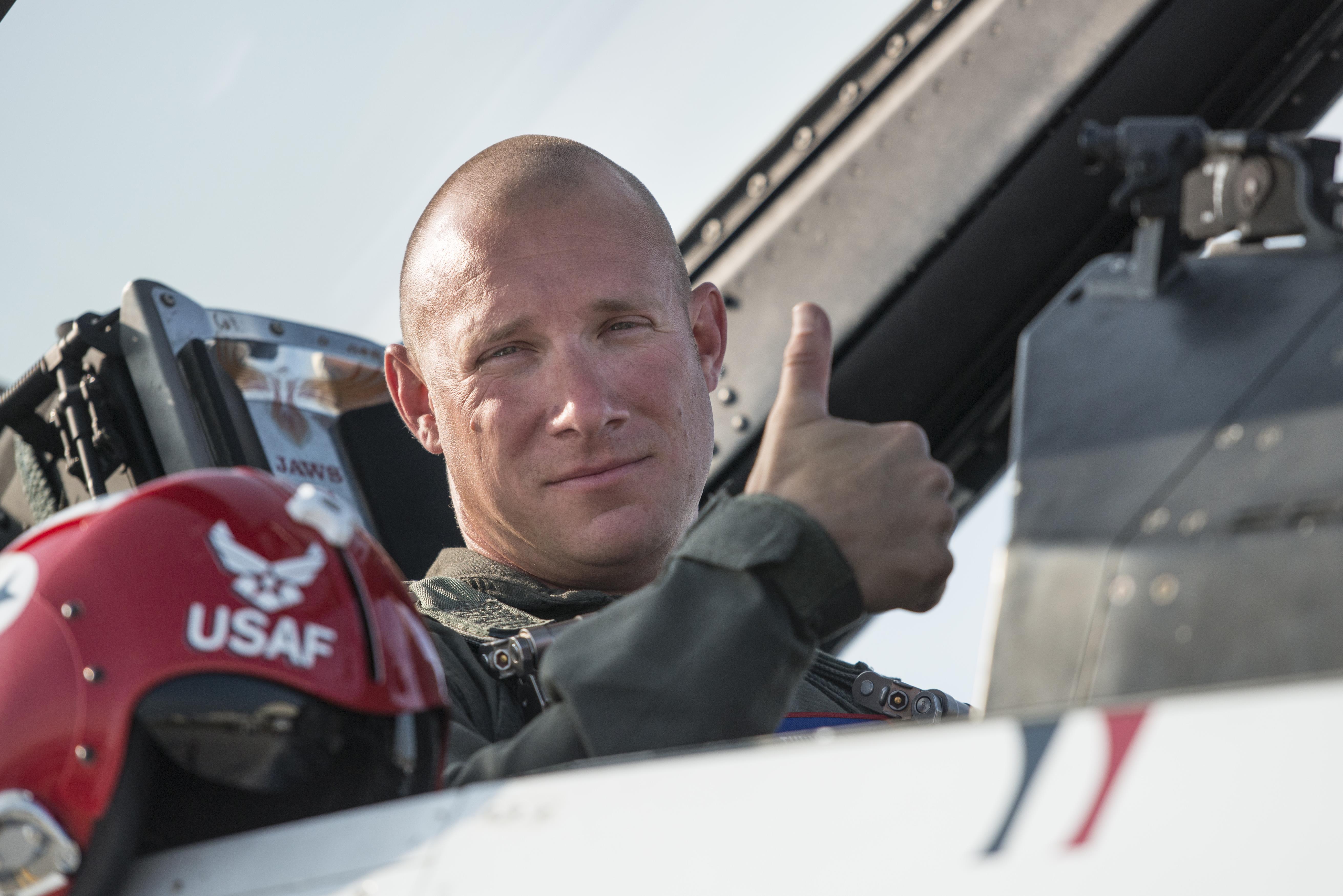 Air Force Wounded Warrior takes flight with Thunderbirds > Joint Base ...