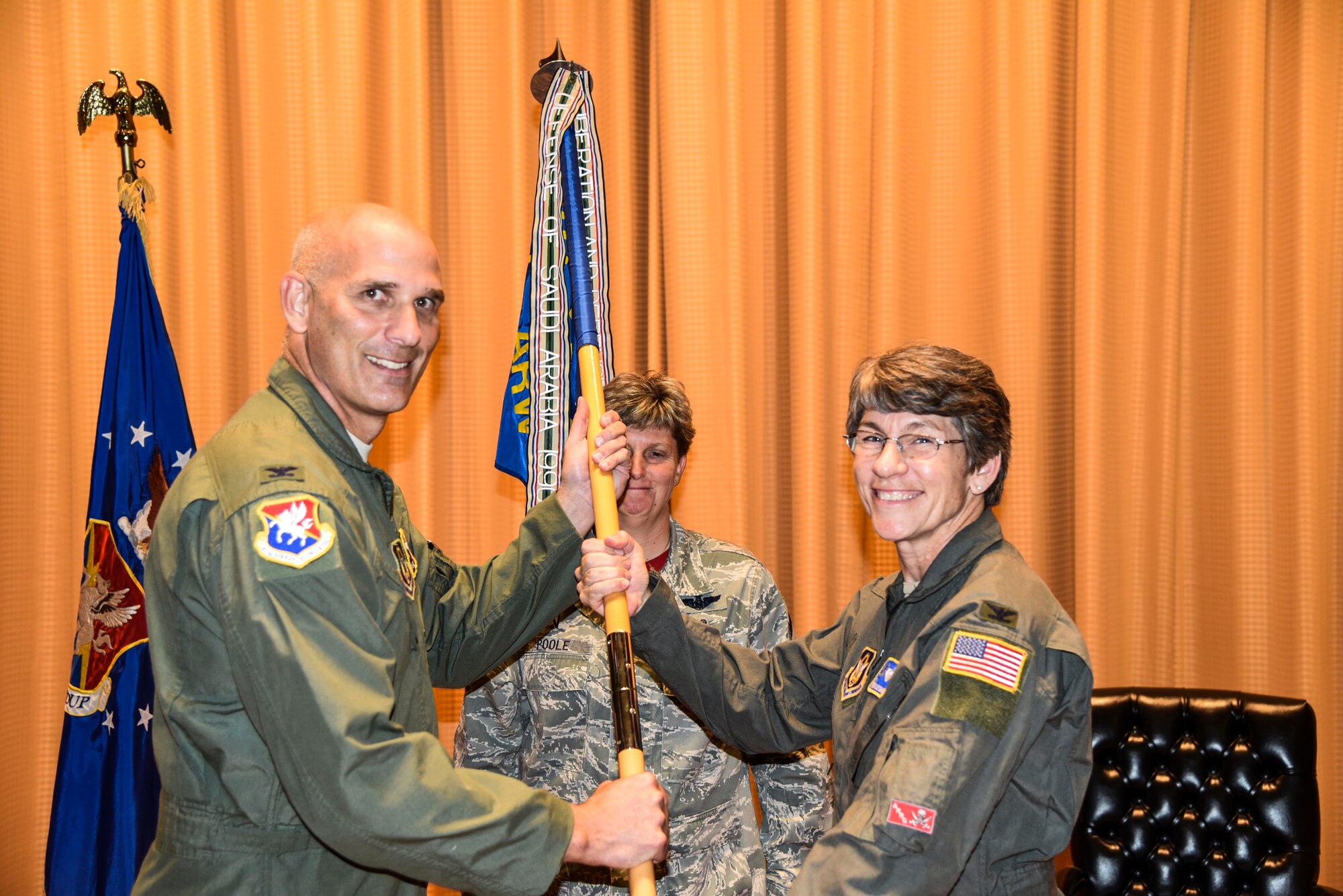 927 Welcomes Operations Group Commander > 927th Air Refueling Wing ...