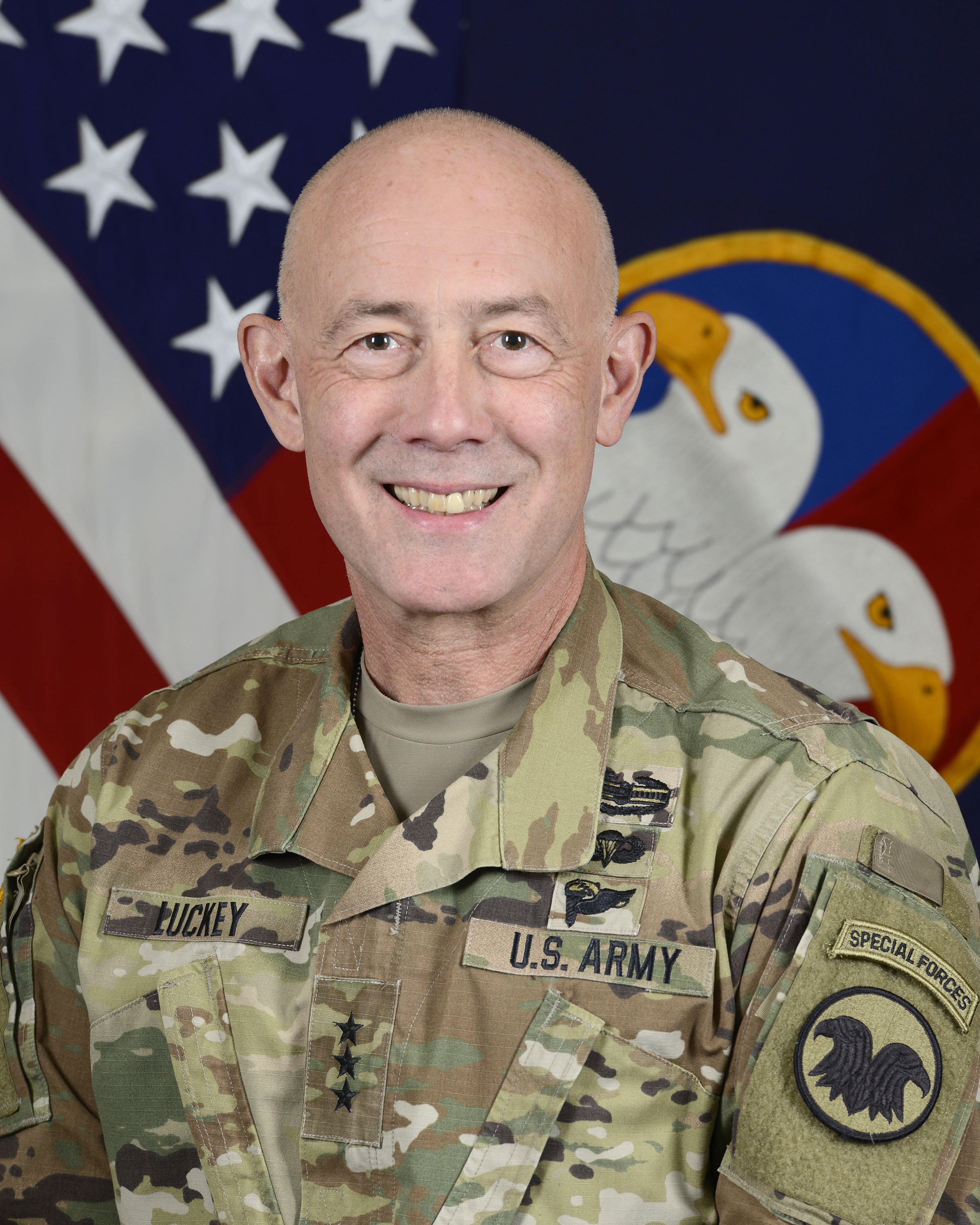 4th commandment lucki