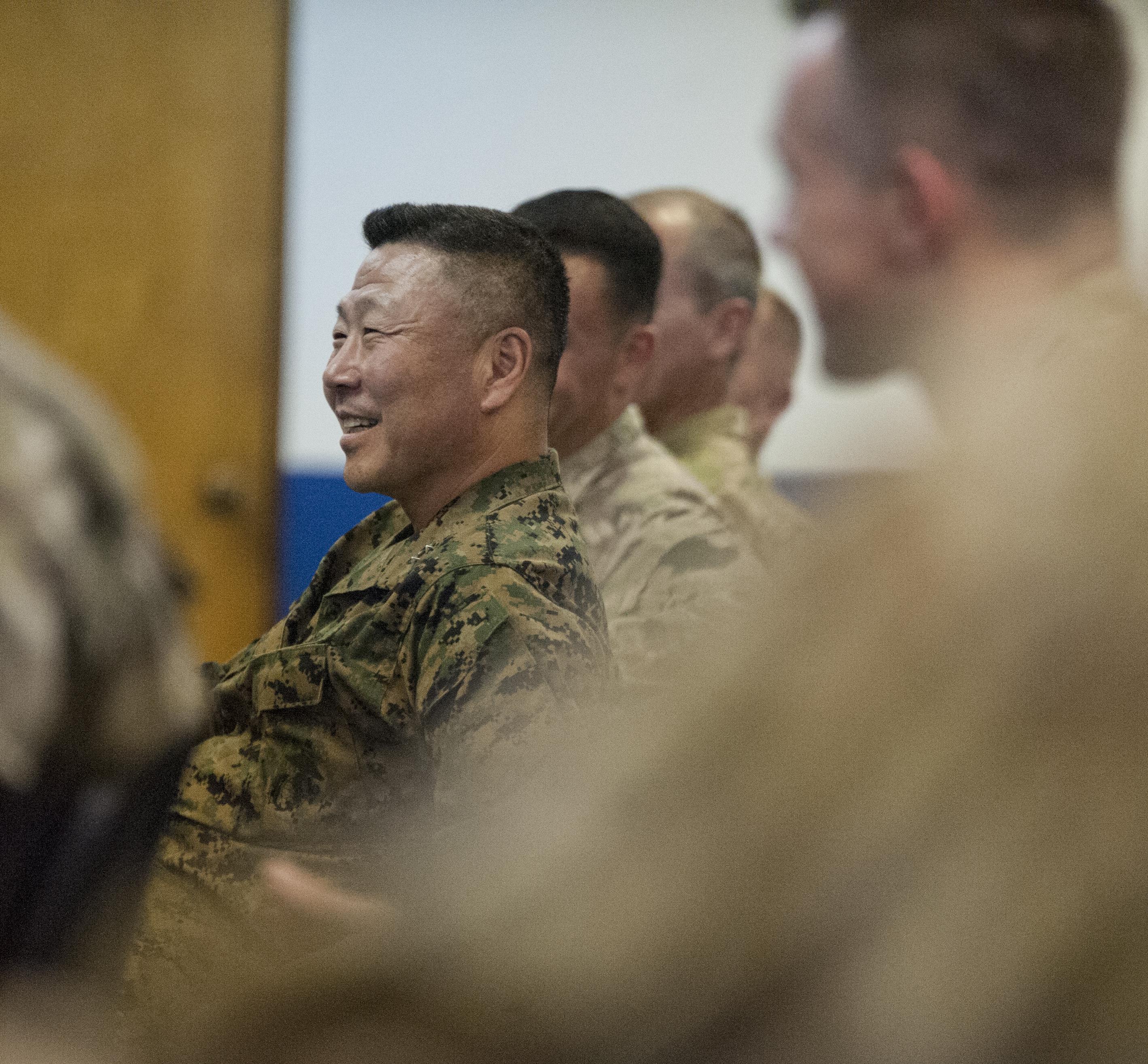 SOCPAC commander visits the 353rd SOG > 353d Special Operations Wing ...