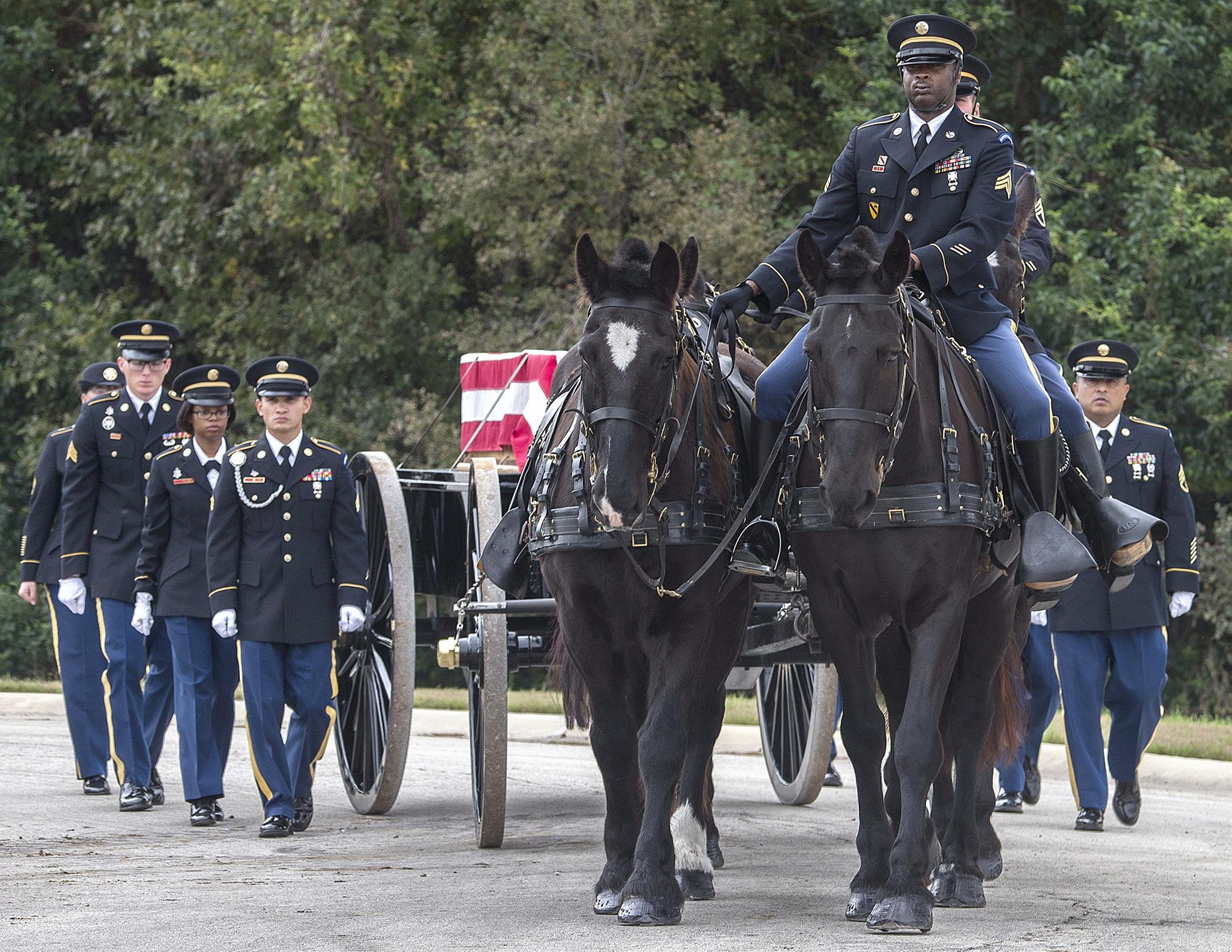 Army’s first Hispanic four-star general laid to rest > Joint Base San ...