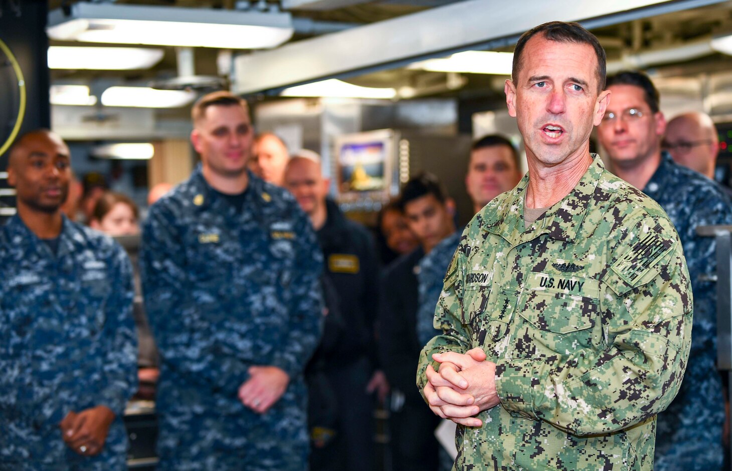 CNO to Destroyer Crew, 'I've got your back' > United States Navy > News ...