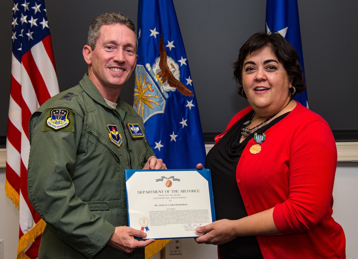 Air University presents new civilian award > 33rd Fighter Wing ...