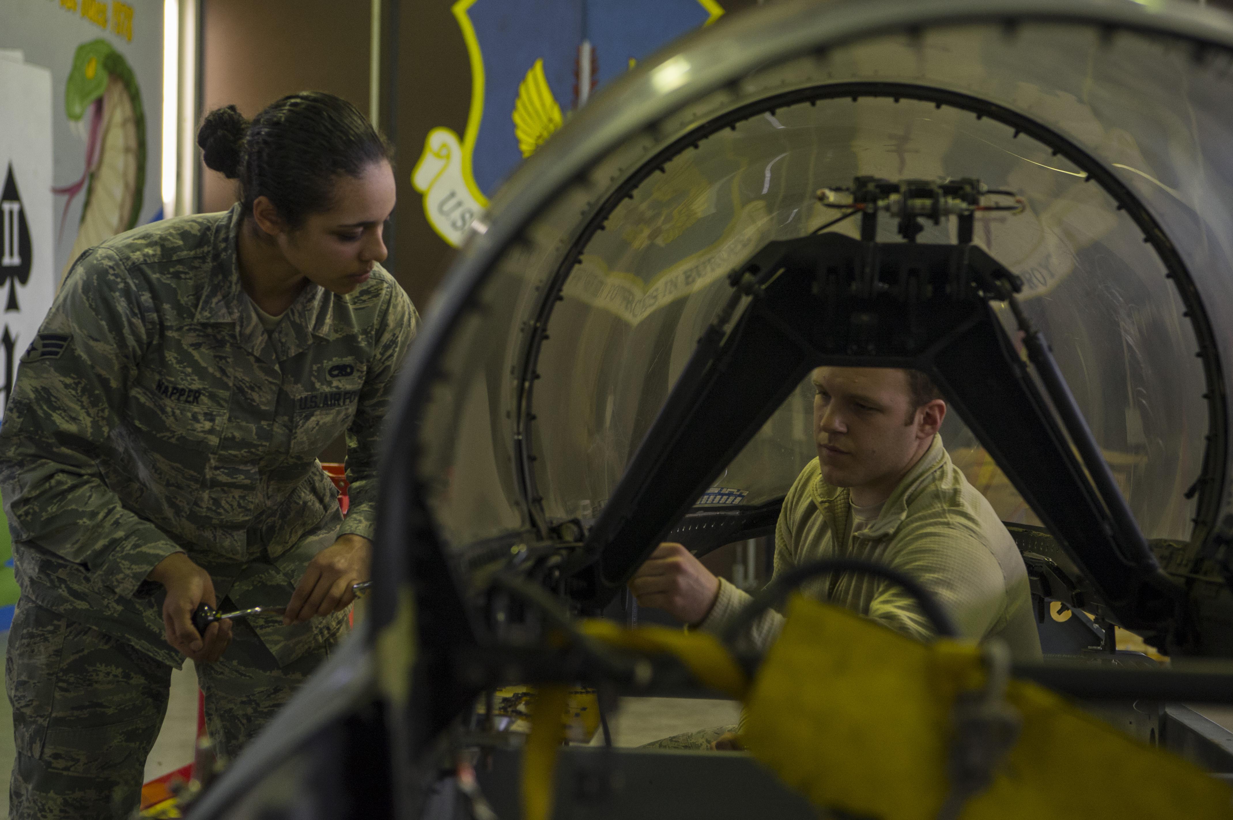 52 MXS Egress: Ensure pilot safety