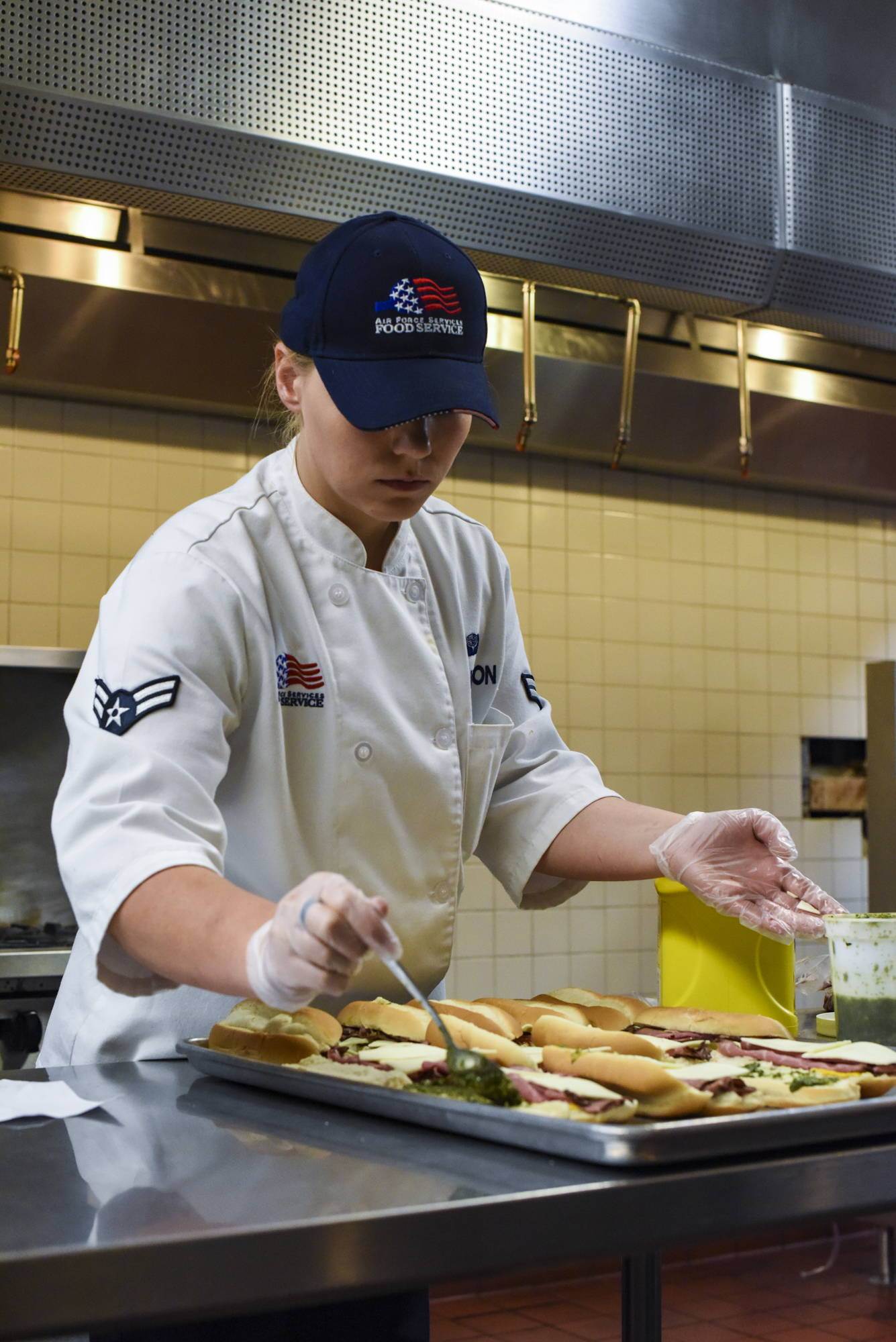 Crosswinds Inn gives thanks > Nellis Air Force Base > News