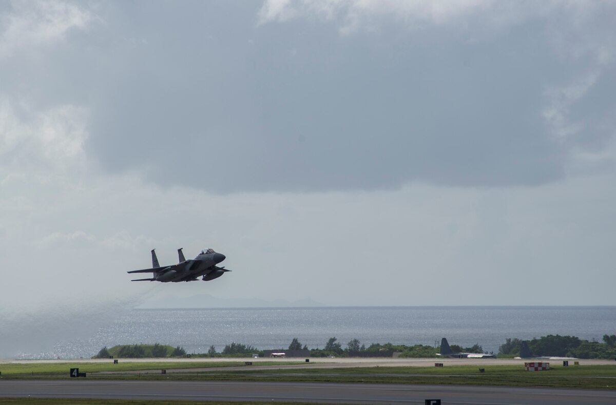 MOPP up, be ready > Kadena Air Base > Article Display