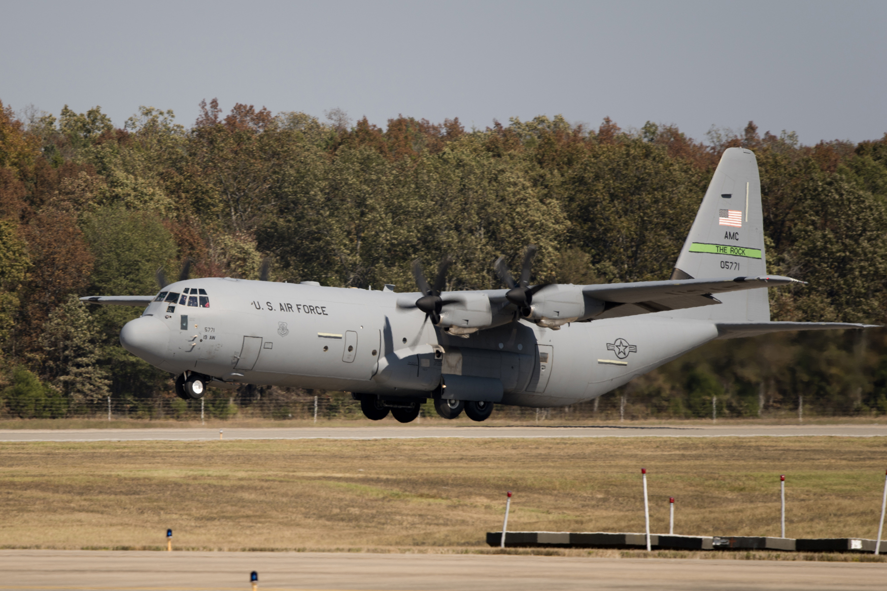 913 AG hosts Incentive Flight > 913th Airlift Group > Article Display