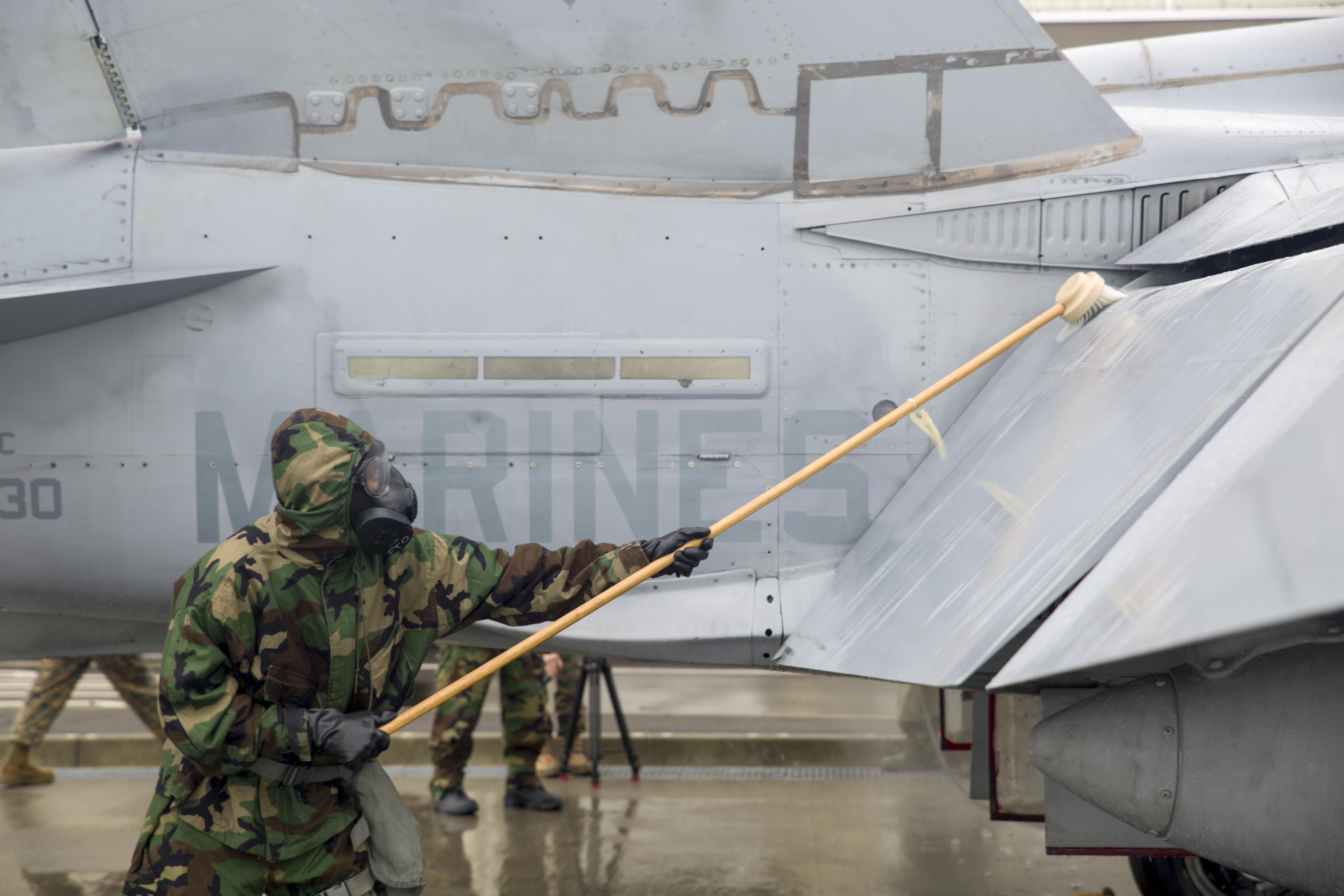 Marines prepare for chemical hazards