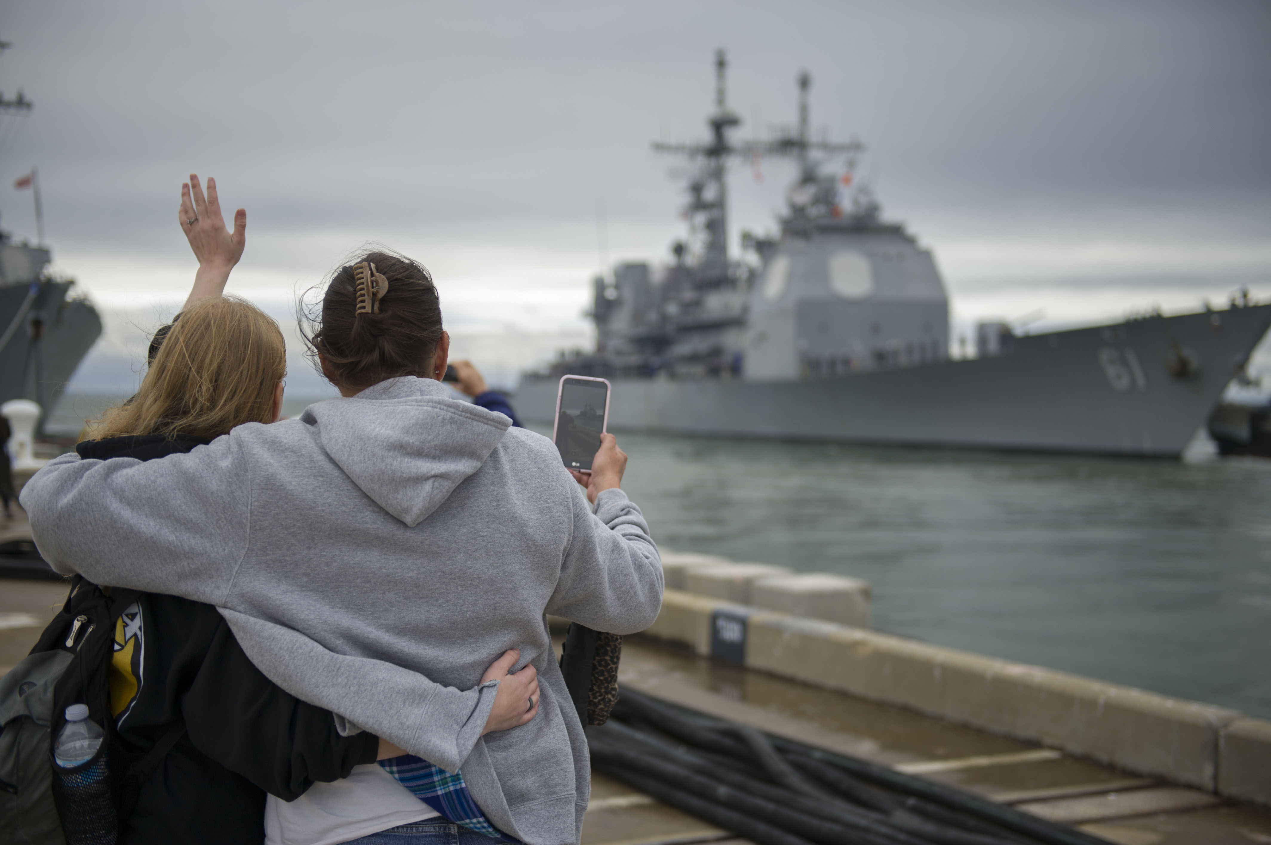 USS Monterey Deploys as Surge Force > United States Navy > display ...