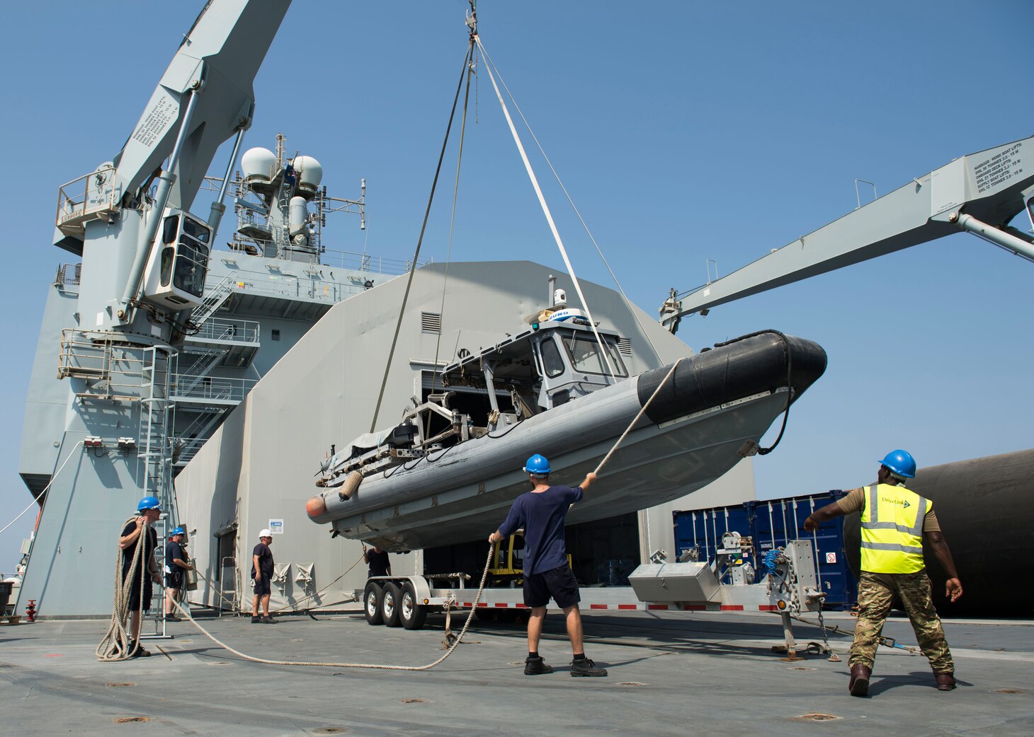 US, UK Complete Mine Identification and Exploitation Exercise 2017 > U ...