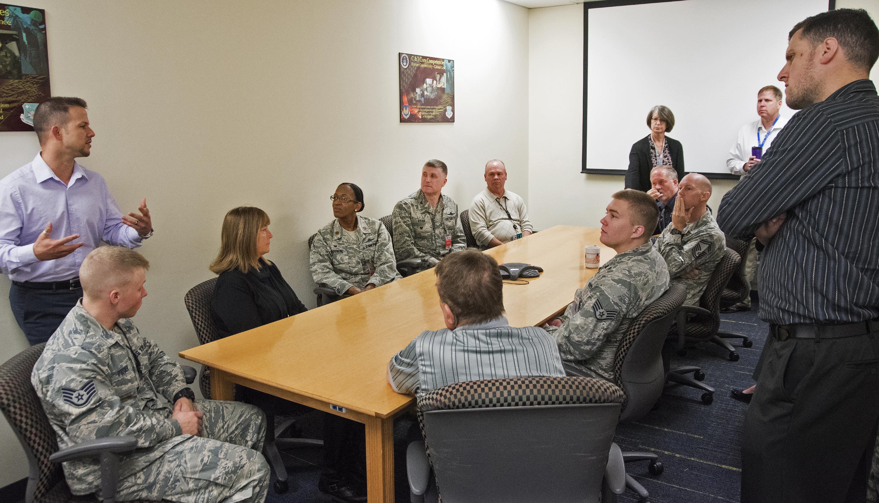 88th Communications Group participates in AF Cyber focus group > Wright ...