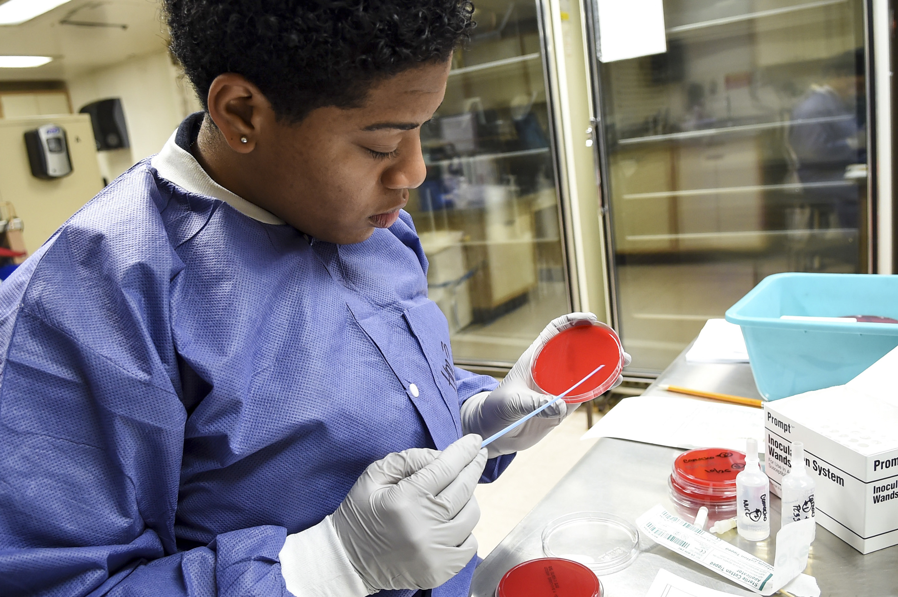 Behind the Scenes of Comfort's Microbiology Lab > United States Navy ...