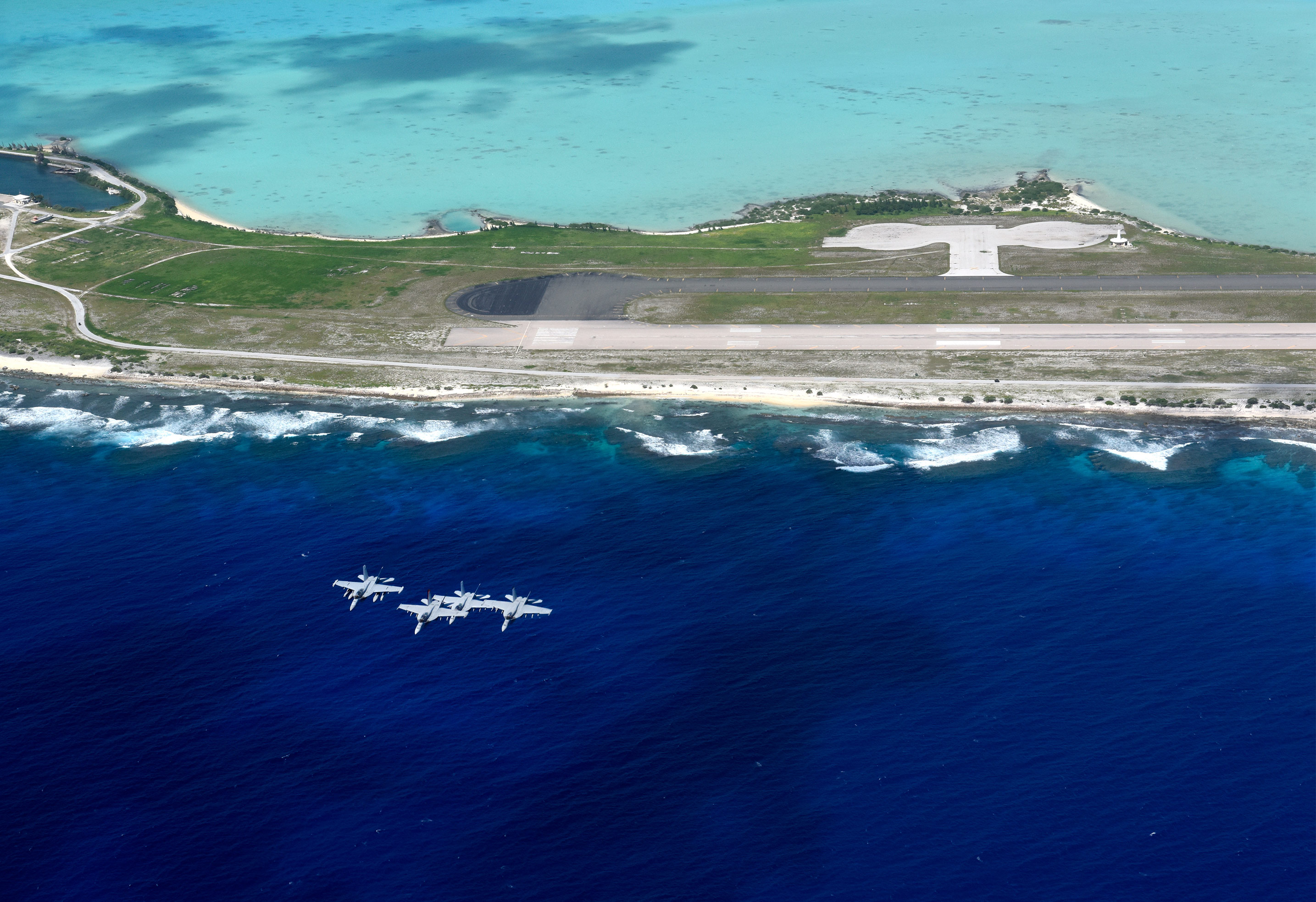 Riding the Wake > United States Navy > News Stories