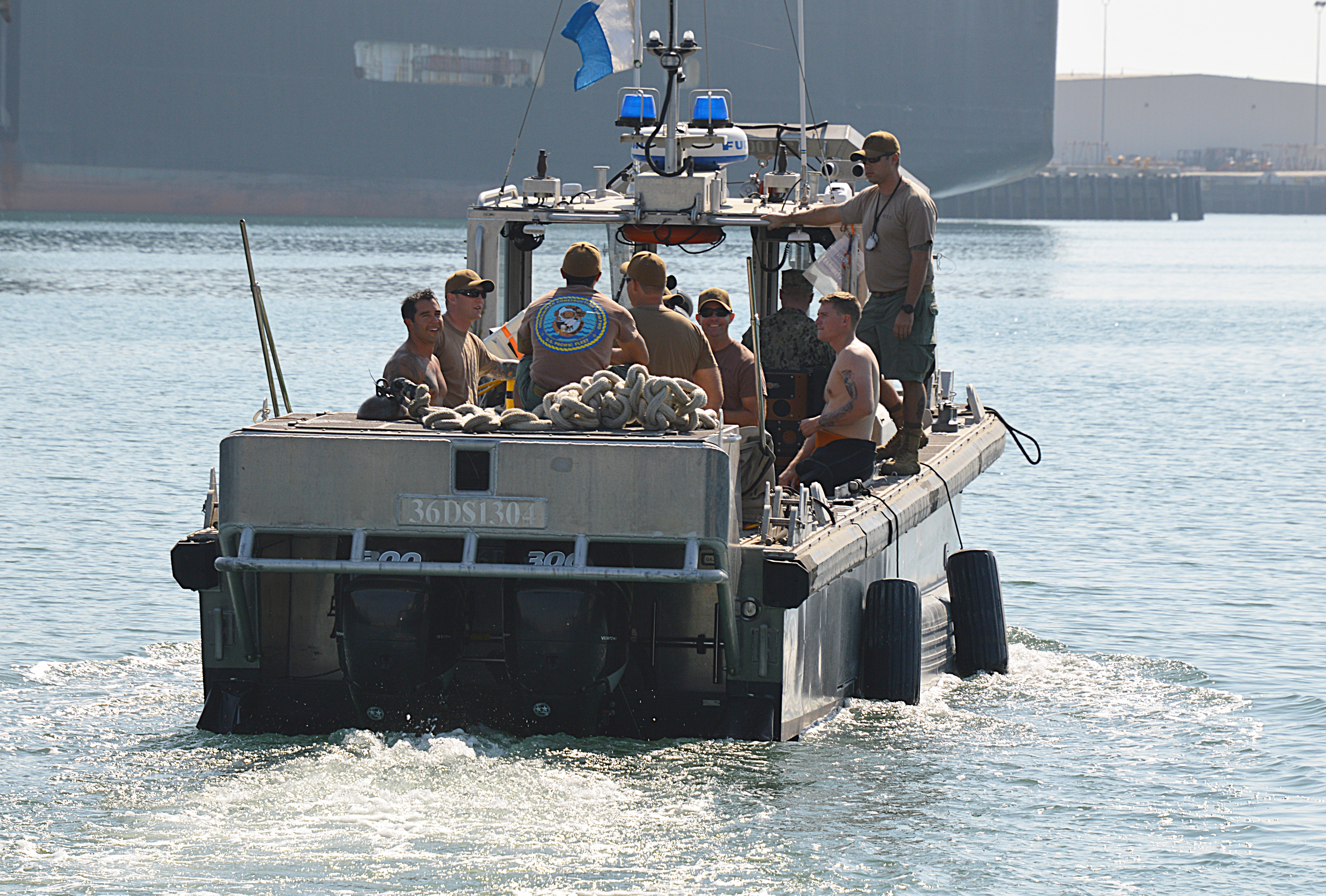 UCT 2 and Army Landing Craft Unit Demonstrate Capabilities > Seabee ...