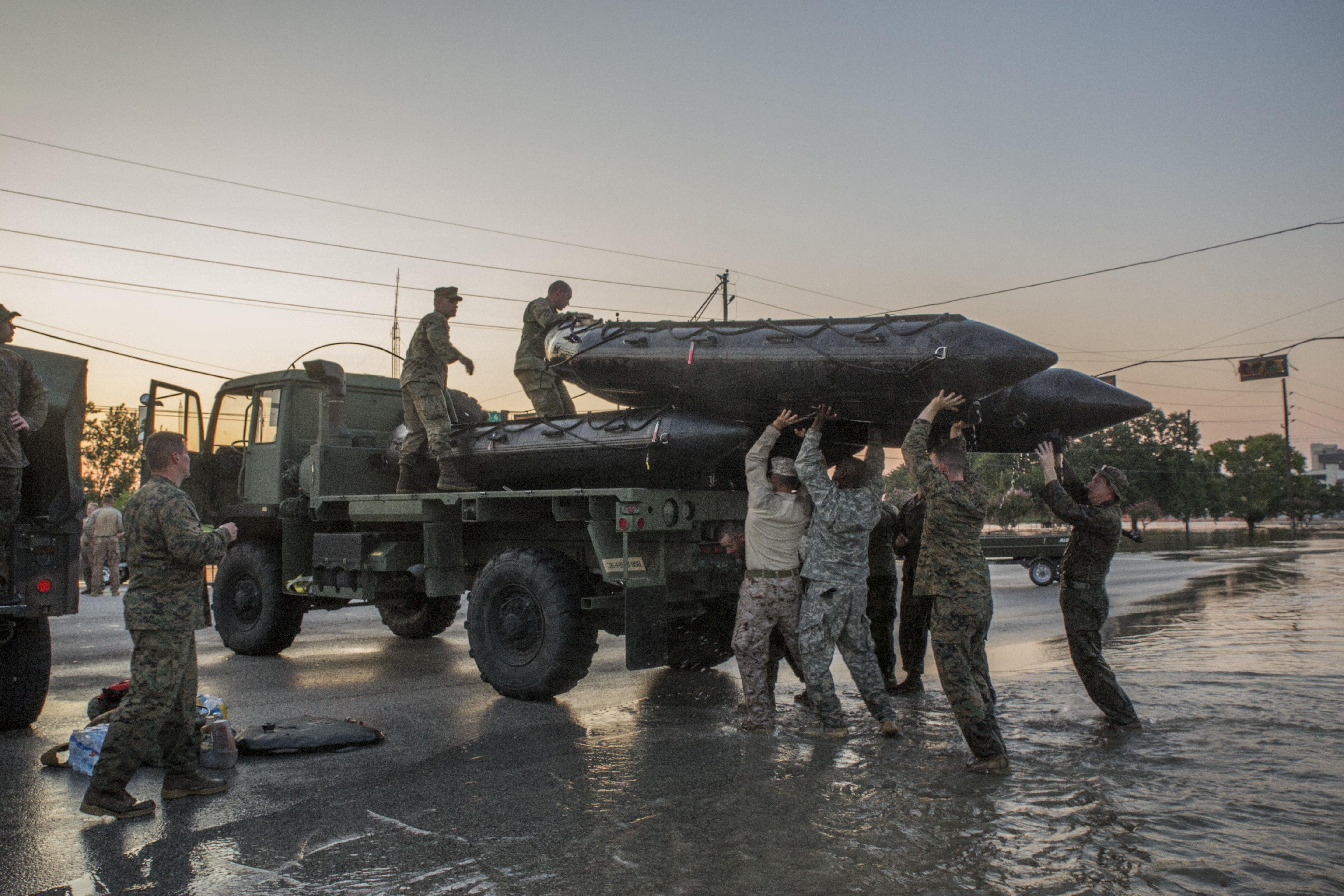 4th Reconnaissance Marines support rescue efforts in wake of Hurricane ...