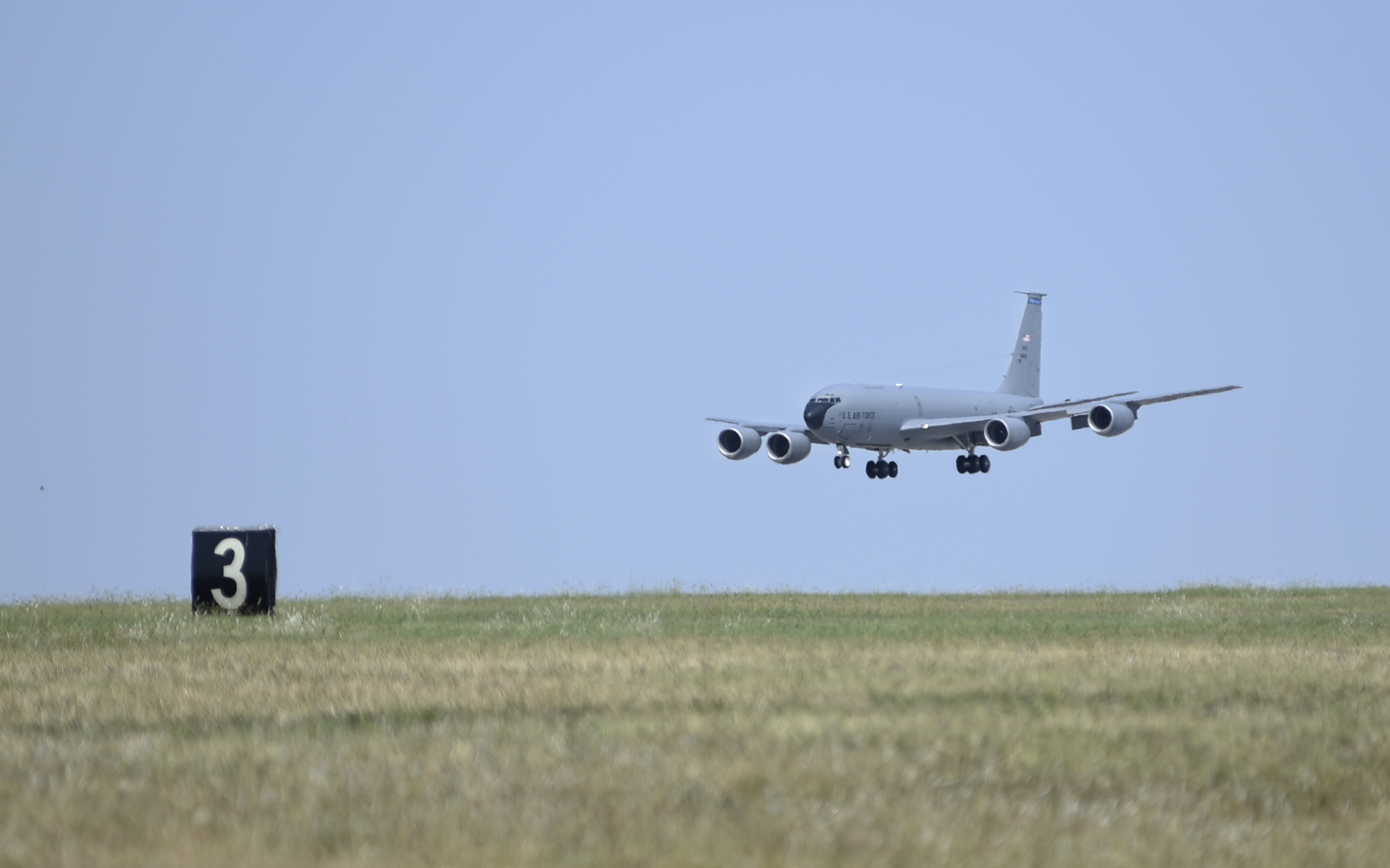 MacDill AFB KC-135s reposition in wake of Hurricane Irma > Air Mobility ...