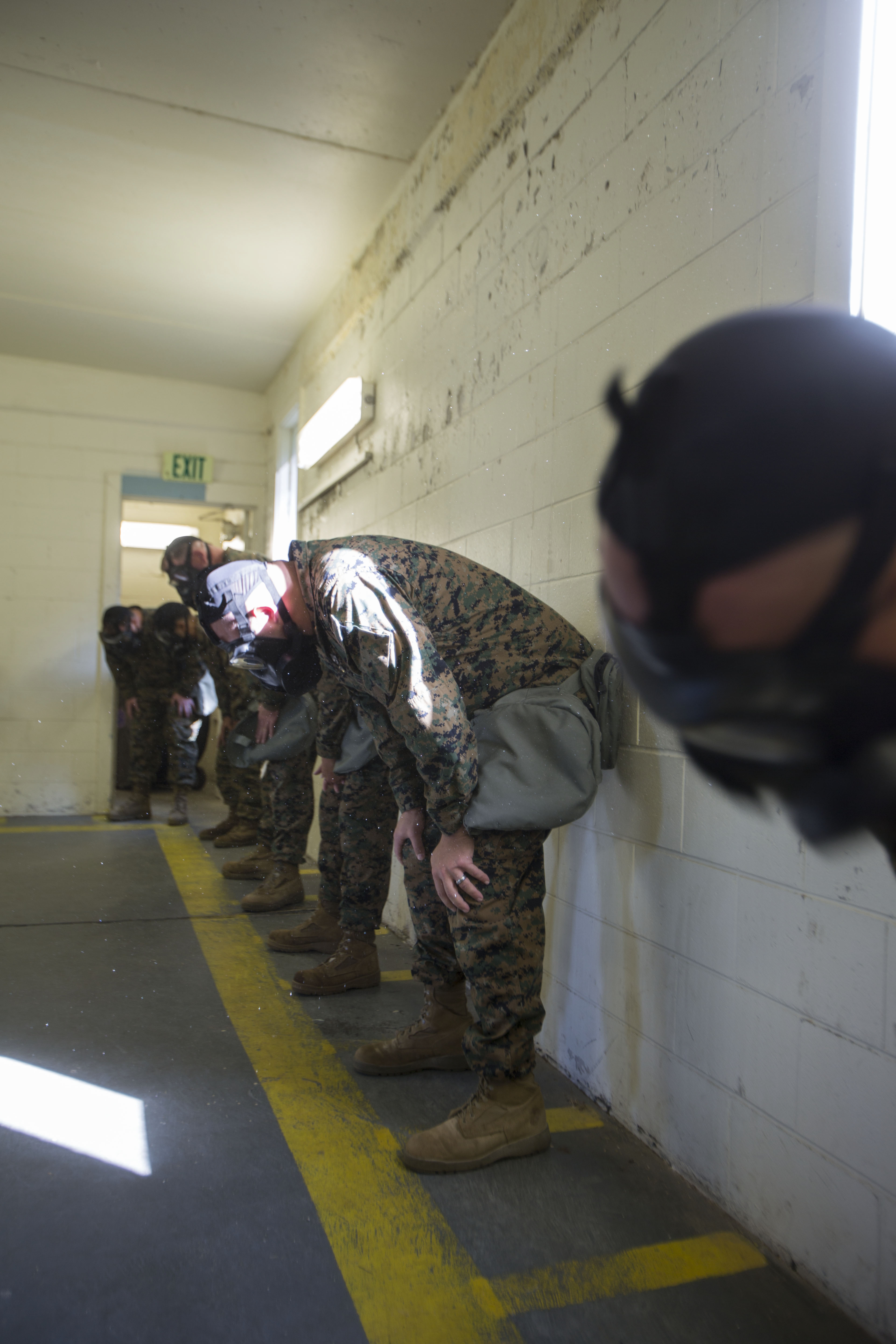 2nd Medical Battalion qualifies in the gas chamber > Marine Corps Base ...