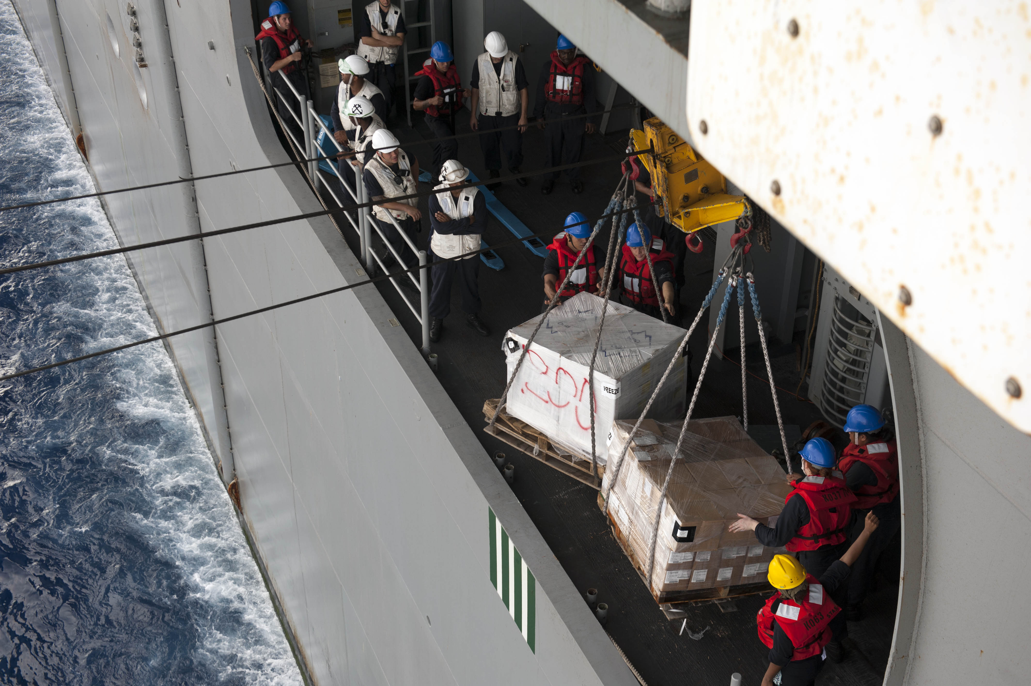 America participates in RAS with USNS Washington Chambers