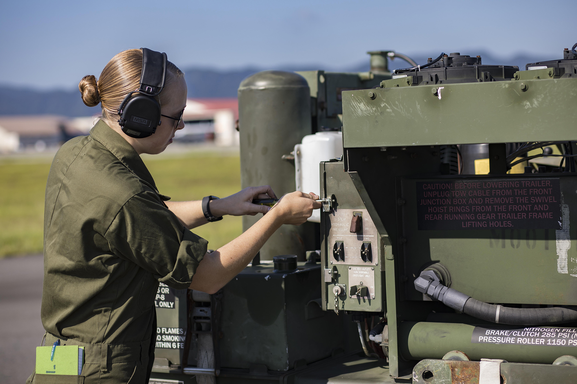Recovery Marines Install M-31 Arresting Gear > U.S. Indo-Pacific ...