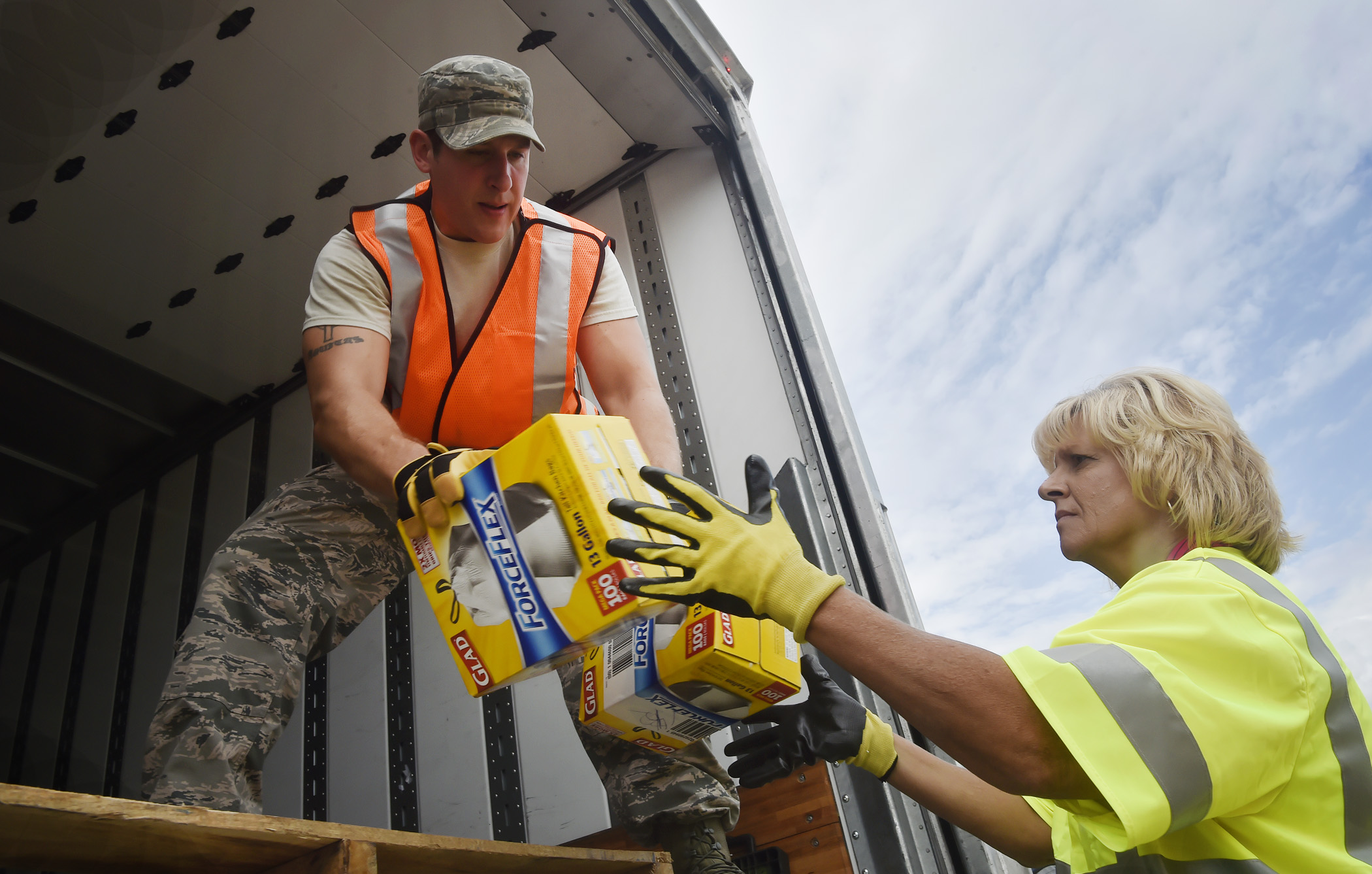 Mobility Airmen, FEMA stand up hurricane staging area in S.C. > Air ...