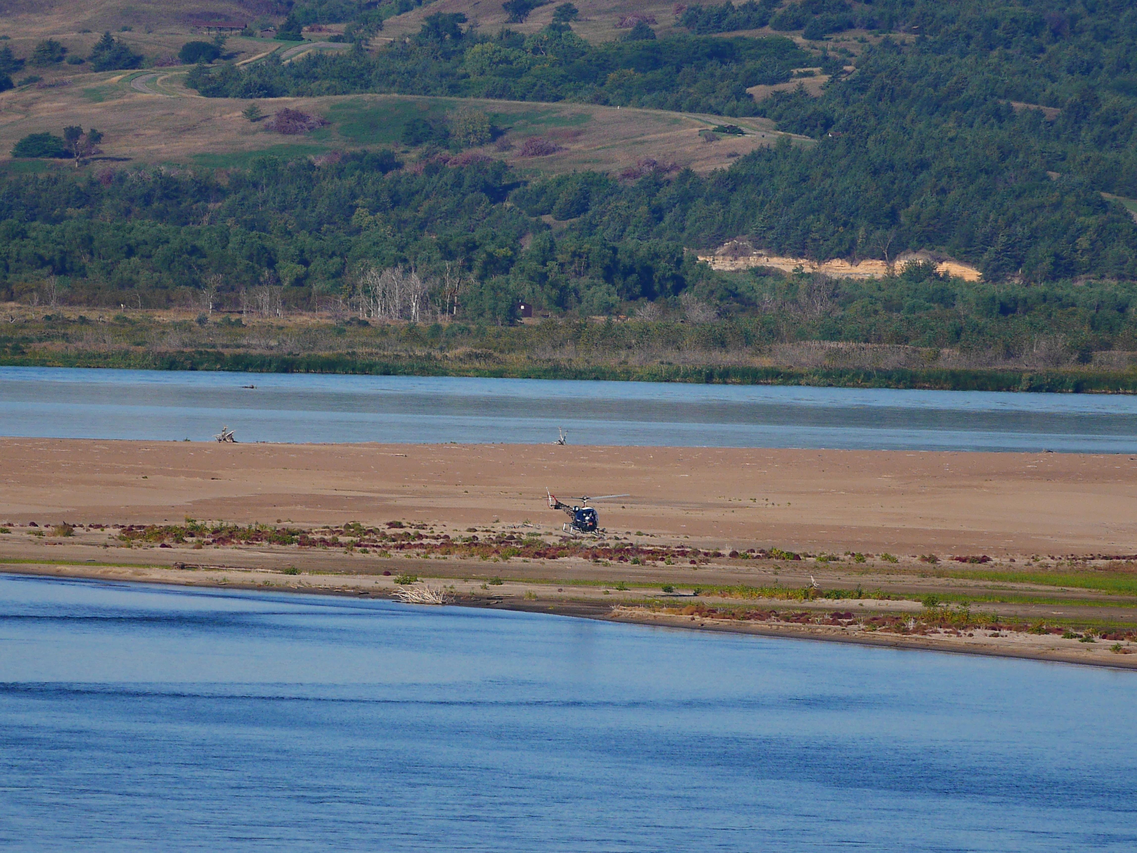 Emergent Sandbar Habitat Spraying
