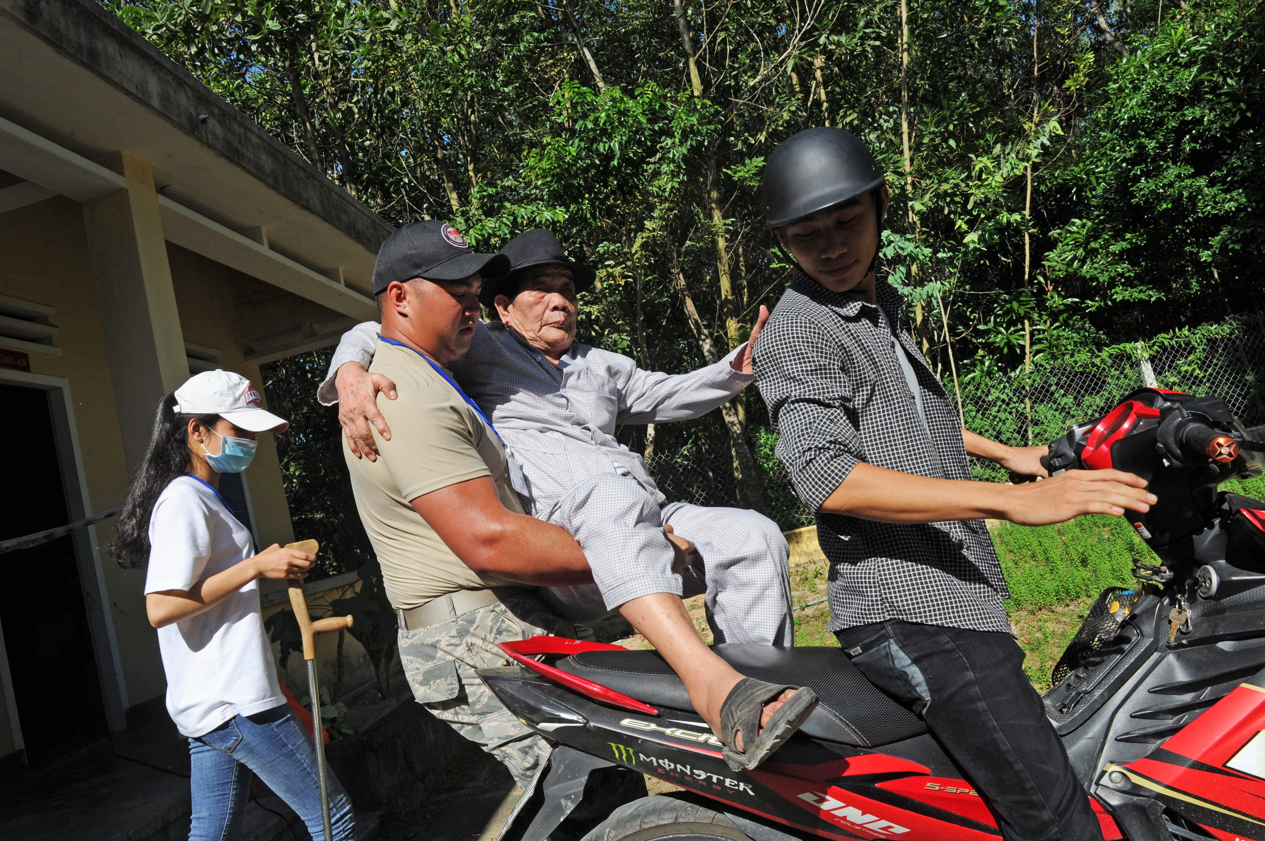 Pacific Angel 17-2 concludes in Vietnam > Pacific Air Forces > Article ...