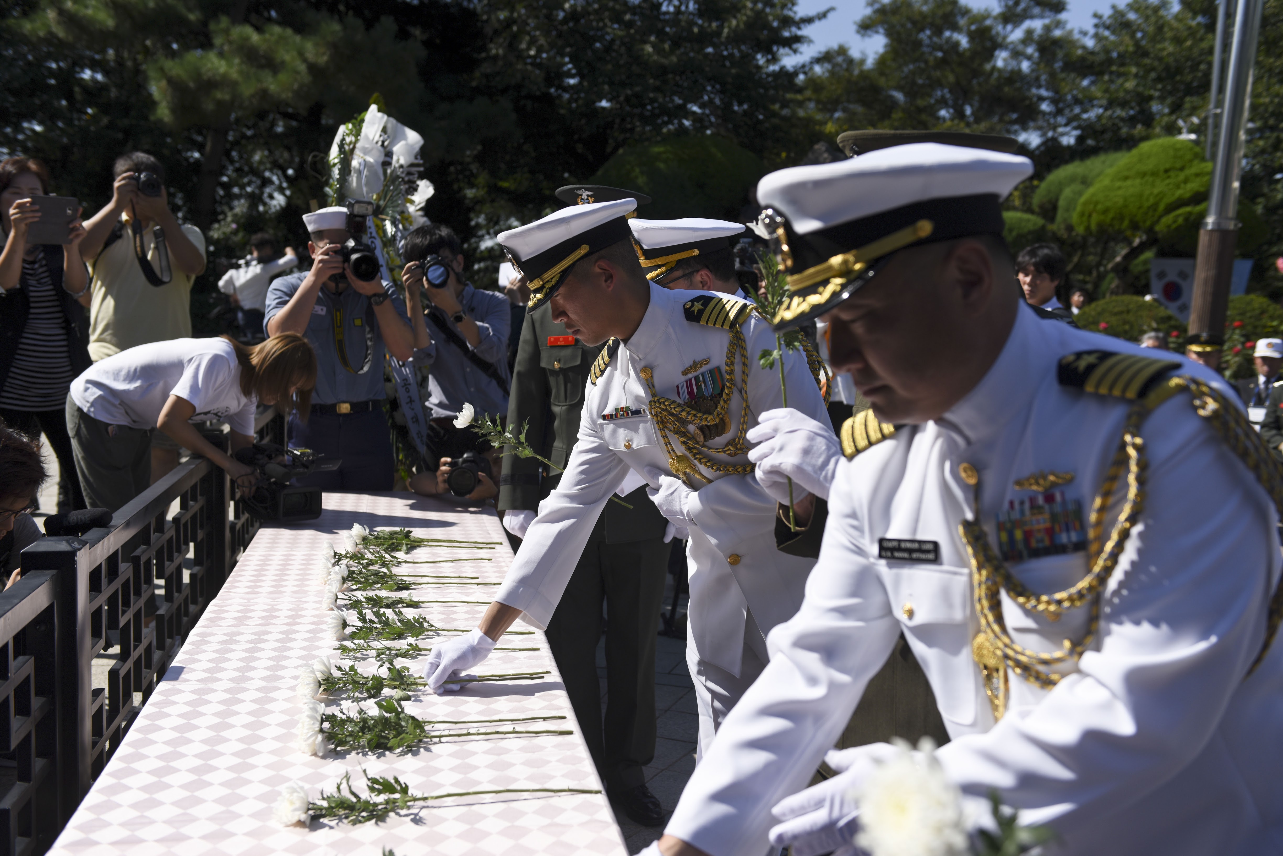 Sailors Attend 67th Incheon Landing Commemoration > Commander, U.S. 7th ...