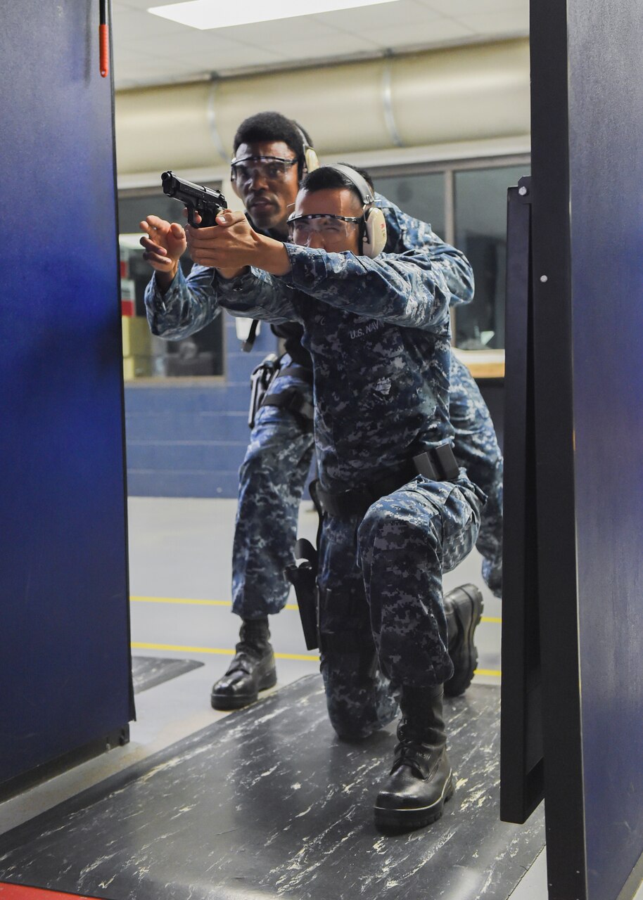 Sailors Making Sailors: Instructors Aim to Teach Recruits Effective ...