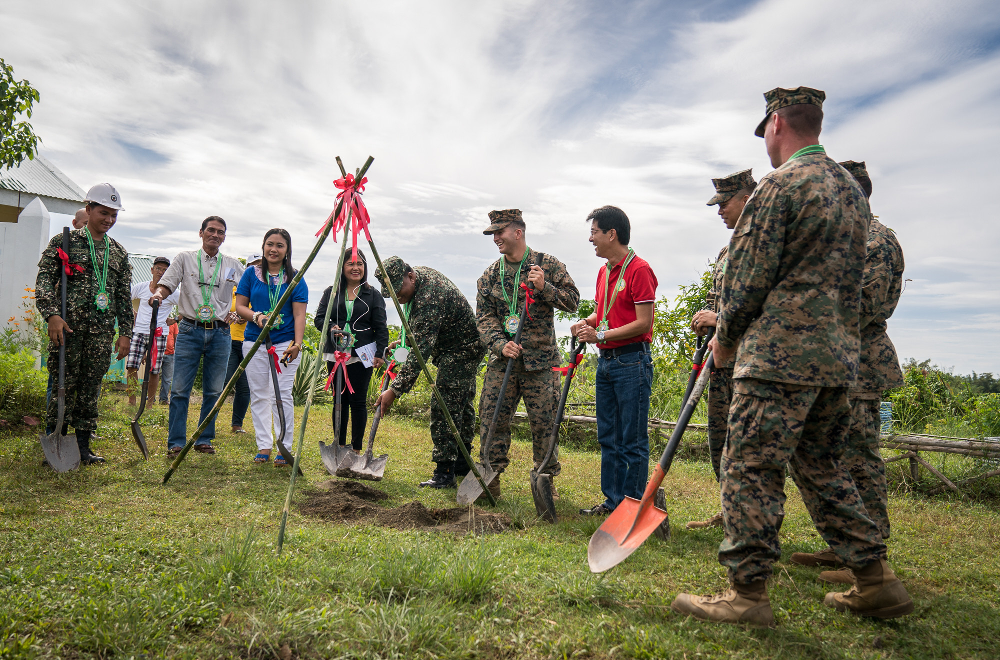 Friday Gallery: Seabees Around the World > Seabee Magazine > History
